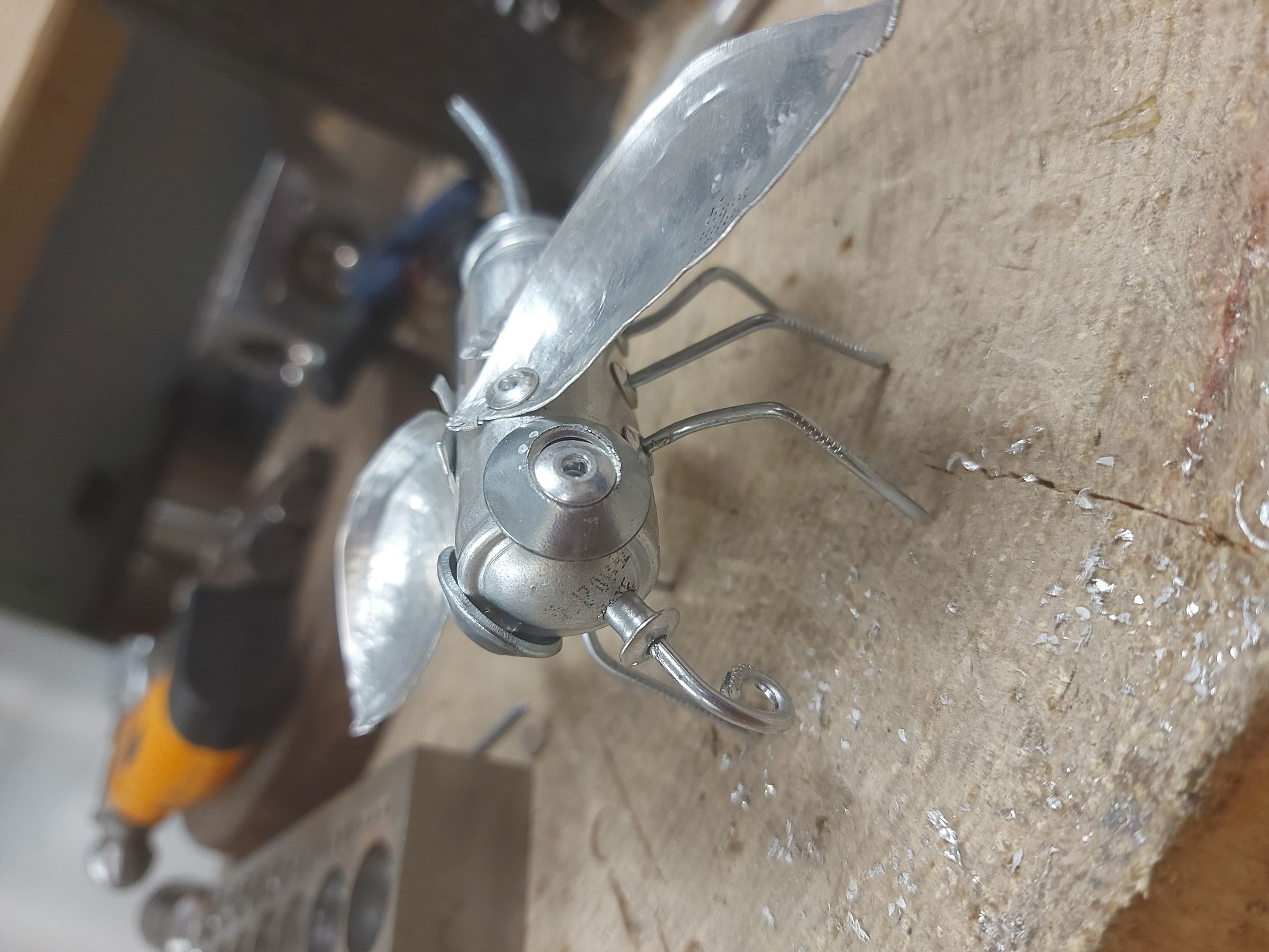 Recycled Metal Bug : 14 Steps (with Pictures) - Instructables