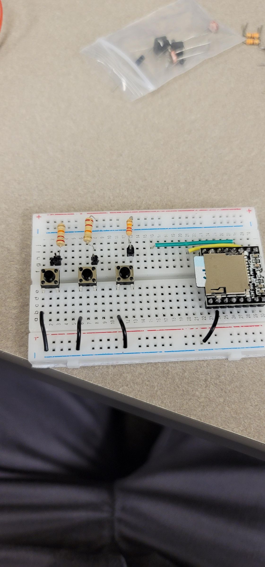 Food Service Robot Prop : 6 Steps - Instructables