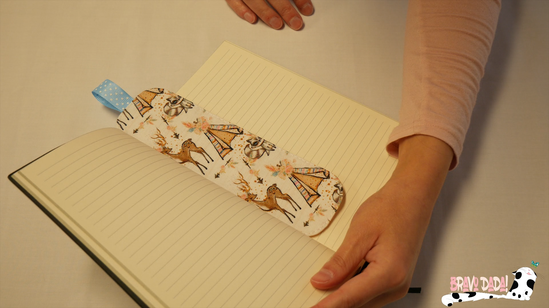 DIY How to Make Fabric Bookmarks With Rounded Corners - Large and Small ...
