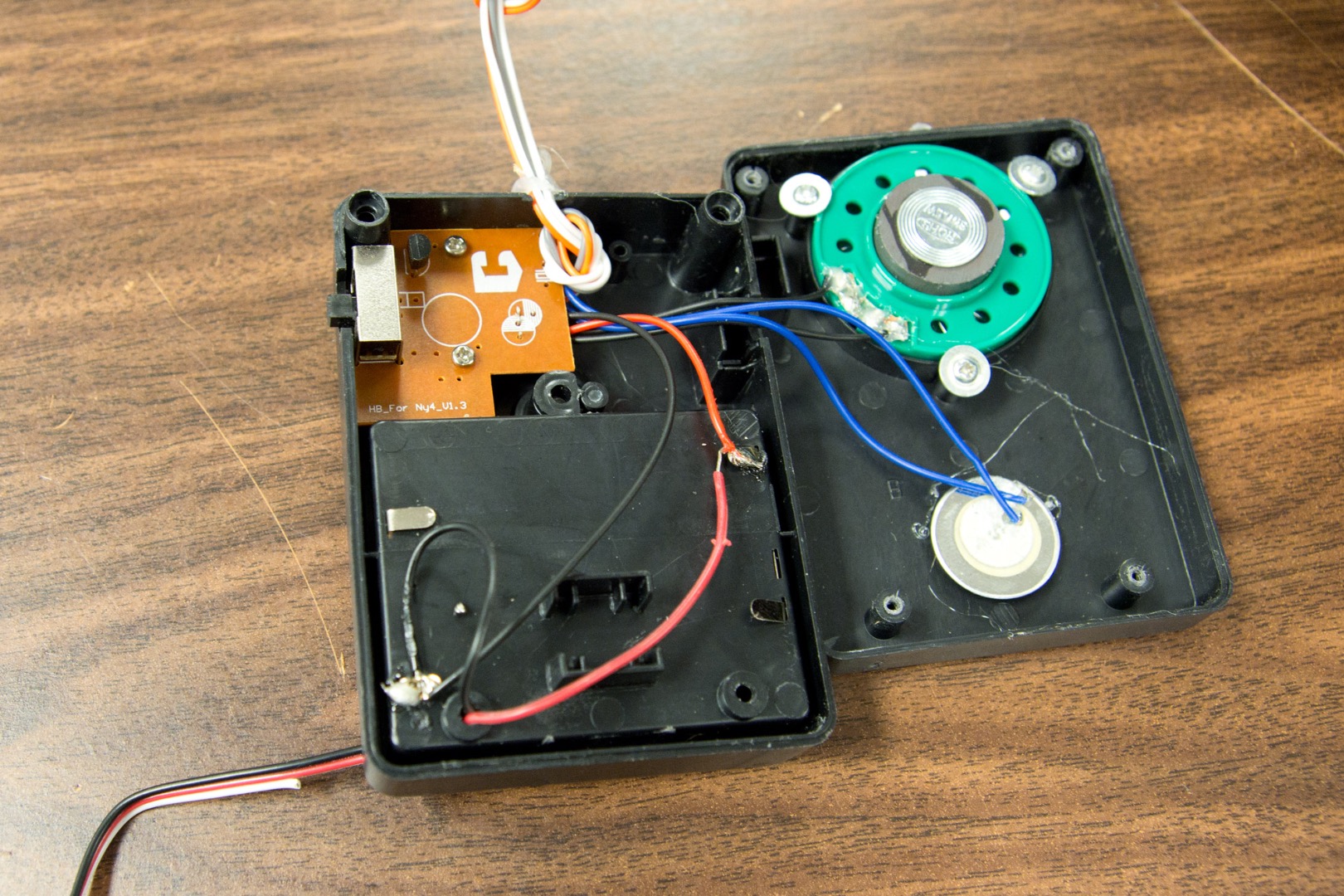 A Very RobotGeek Halloween : 10 Steps - Instructables