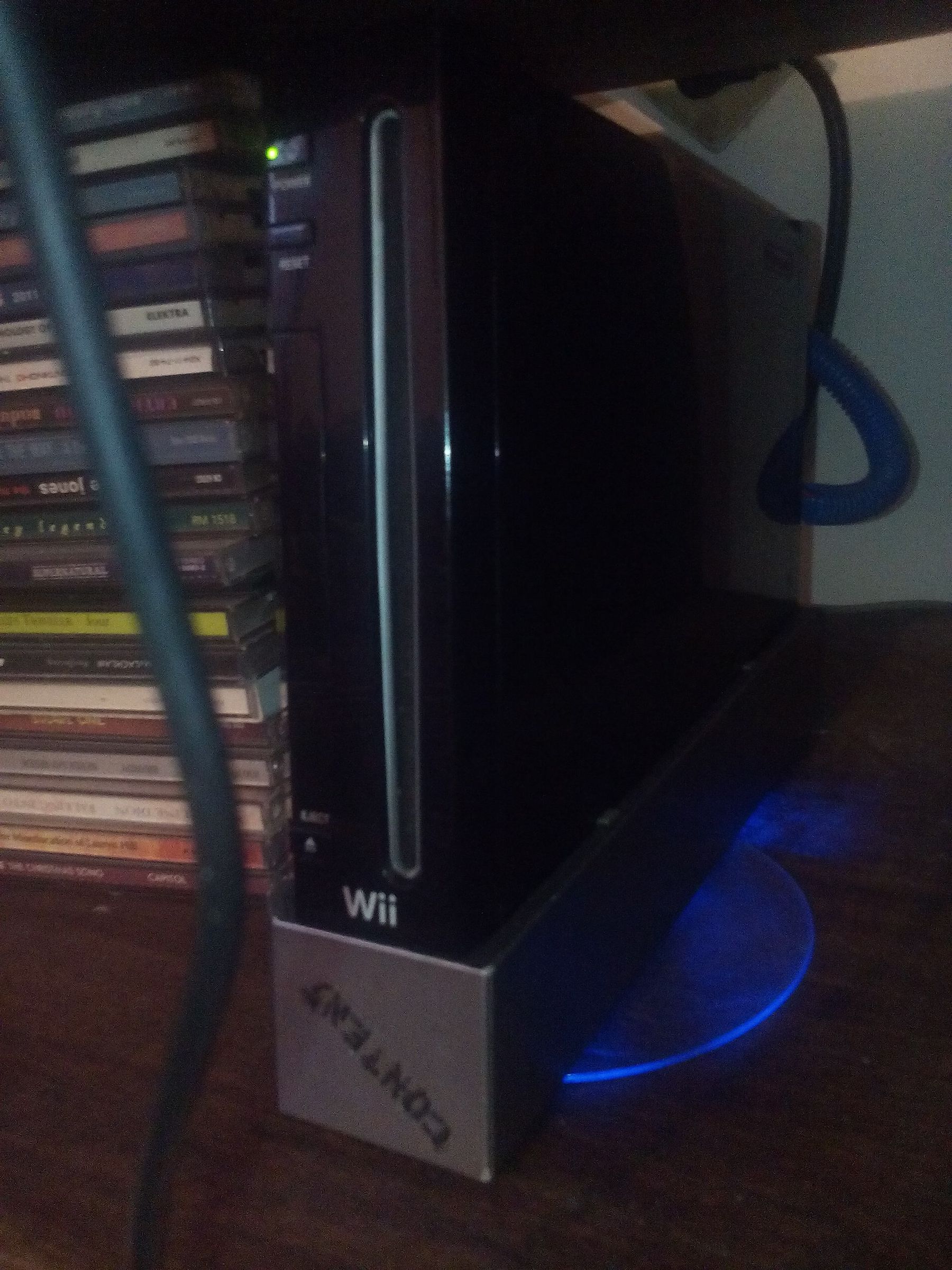 Wii Led Stand Mod : 6 Steps - Instructables