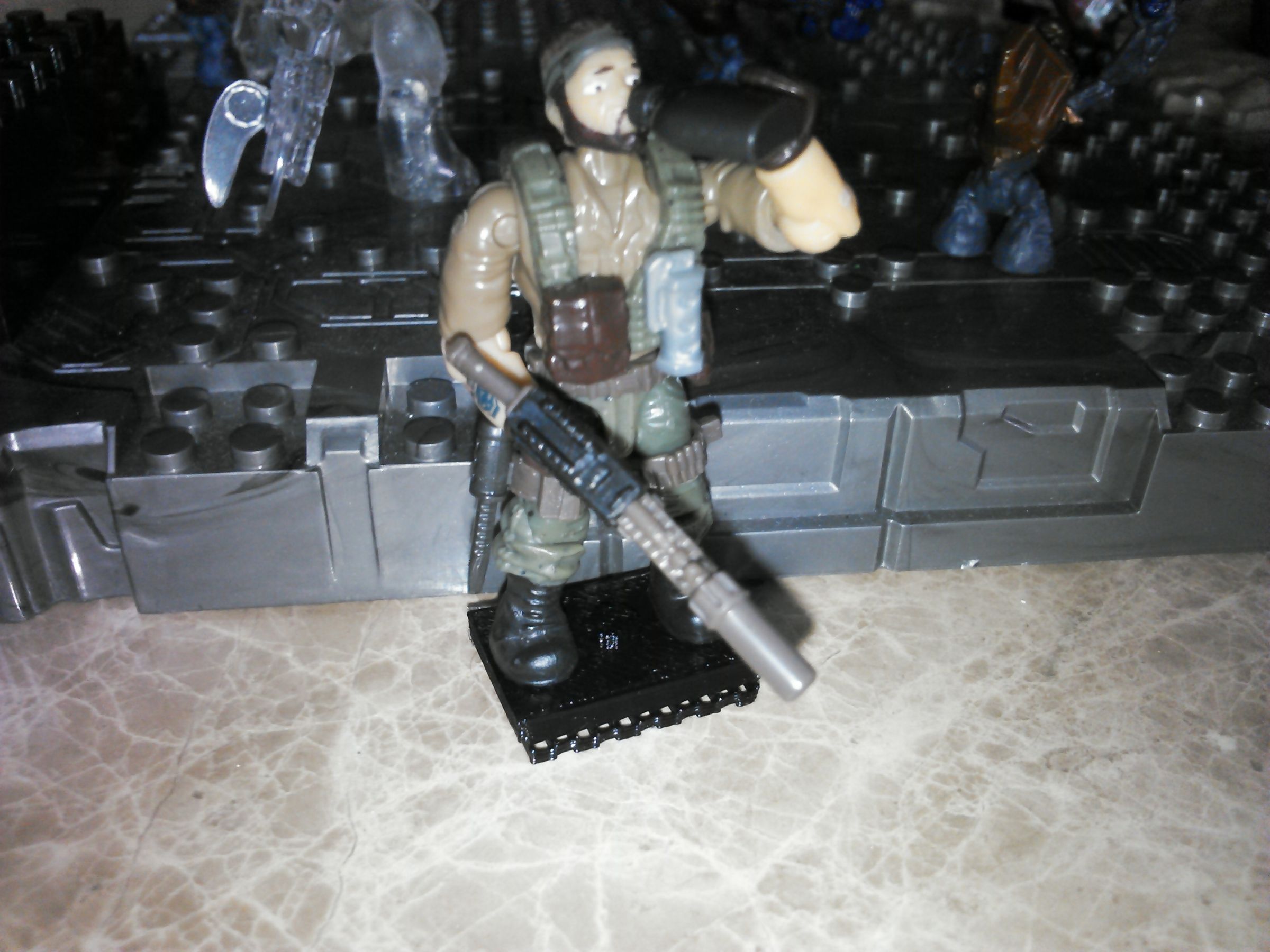 Mega Bloks/ Lego Minifigures Stands - Instructables