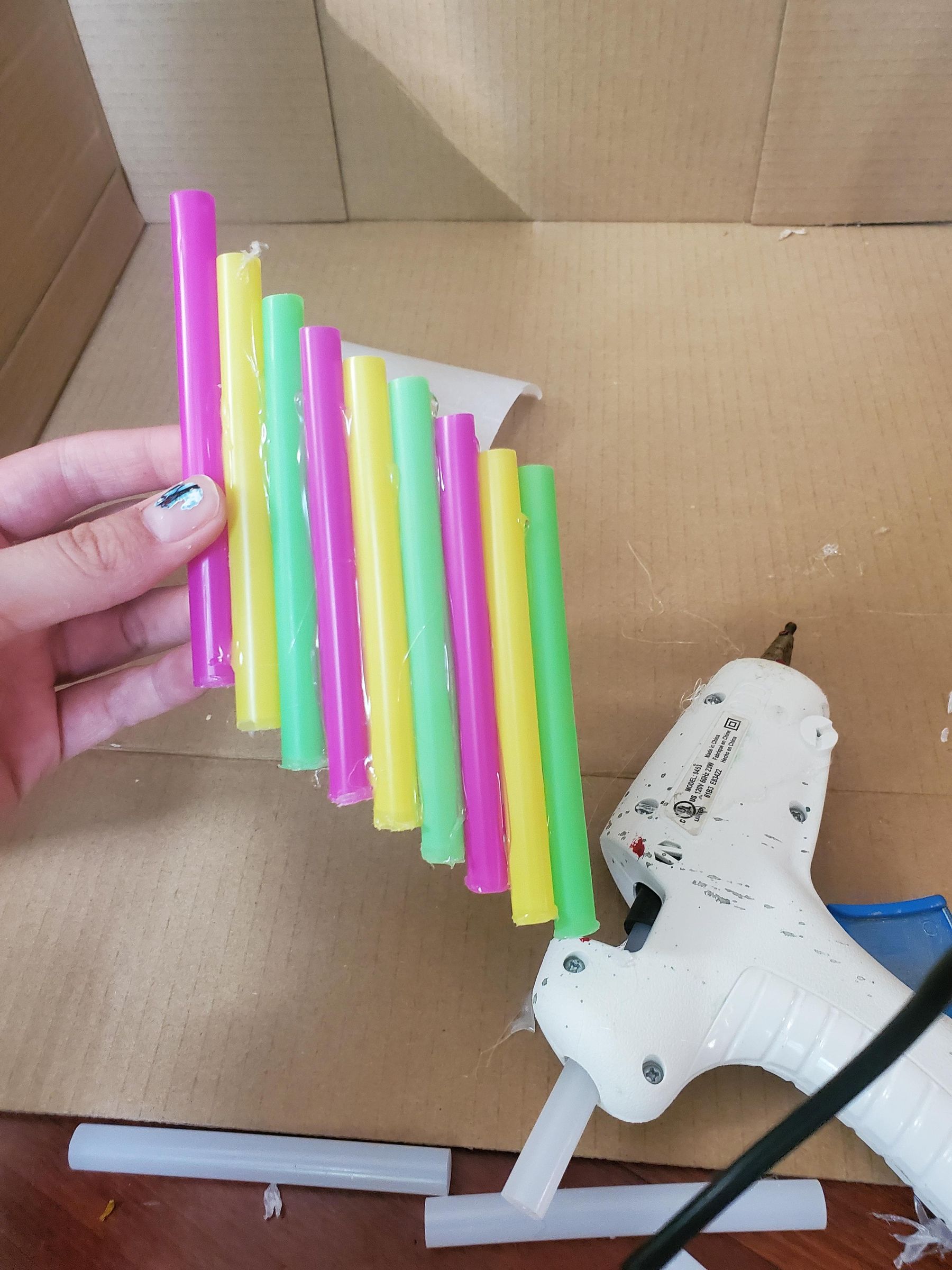 DIY Rainbow Pan Pipes Made of Straws : 5 Steps - Instructables
