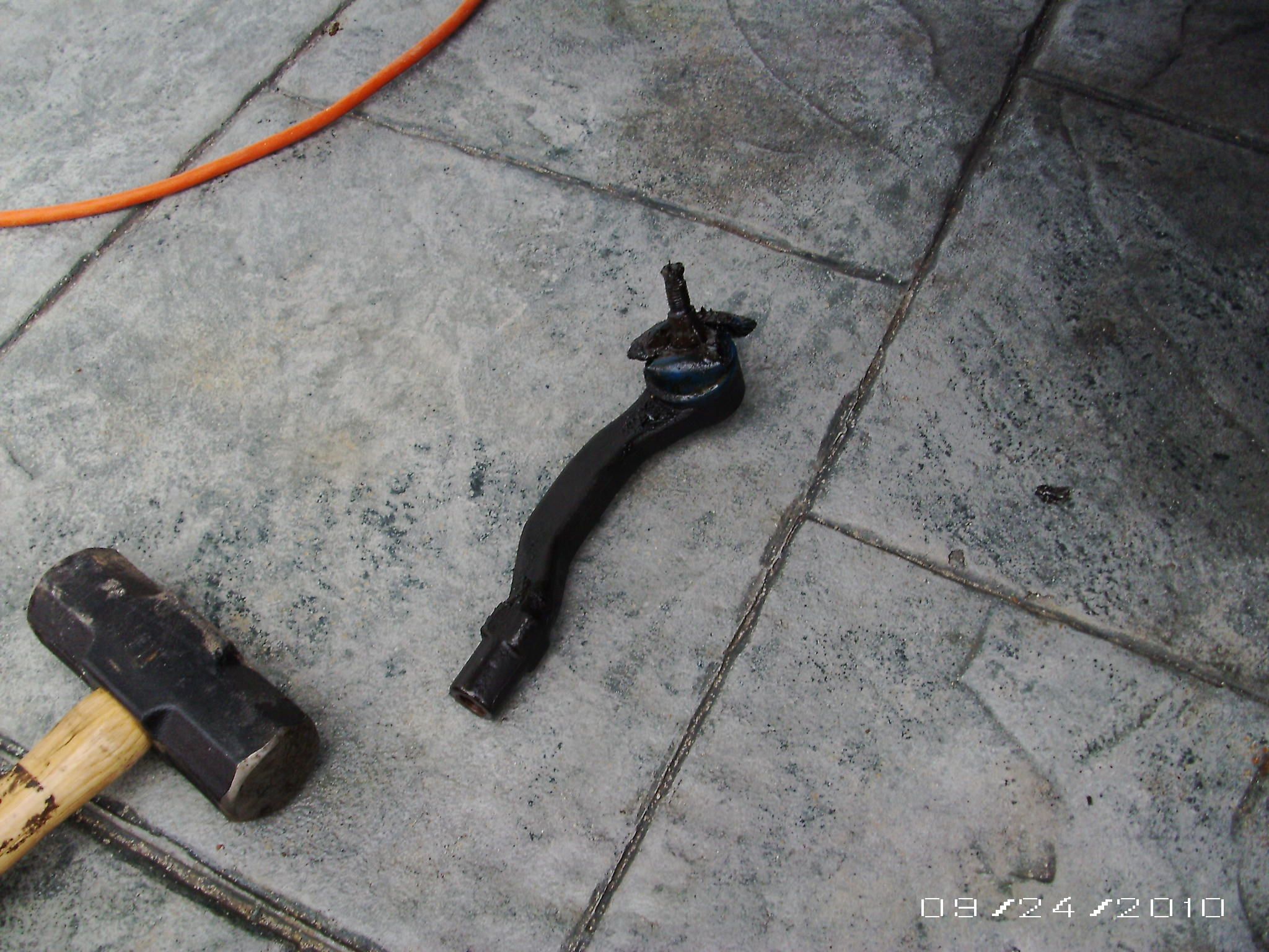 Replacing an Outside Tie Rod on a Honda CRV : 5 Steps - Instructables