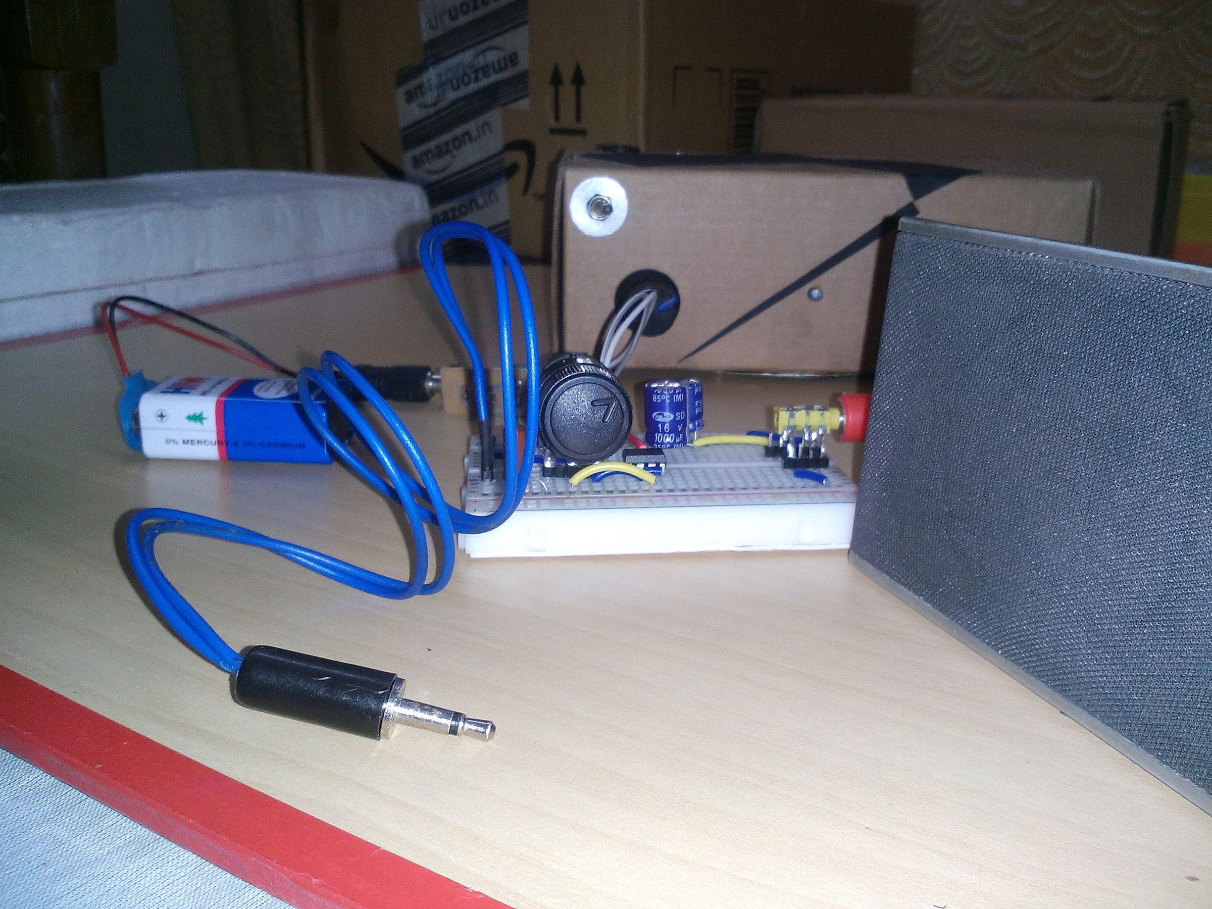 Simple LM386 Powered Audio Amplifier Breadboard Version : 7 Steps (with ...