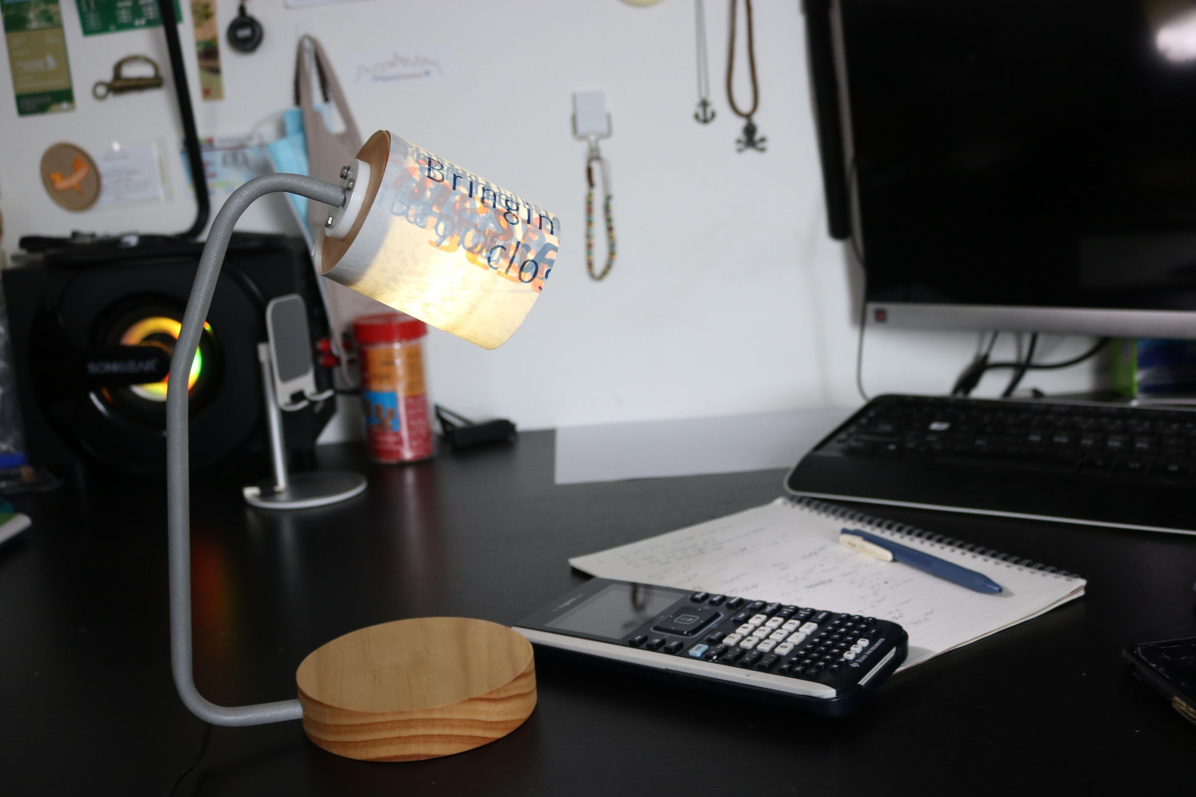 Upcycled Desk Lamp : 16 Steps (with Pictures) - Instructables