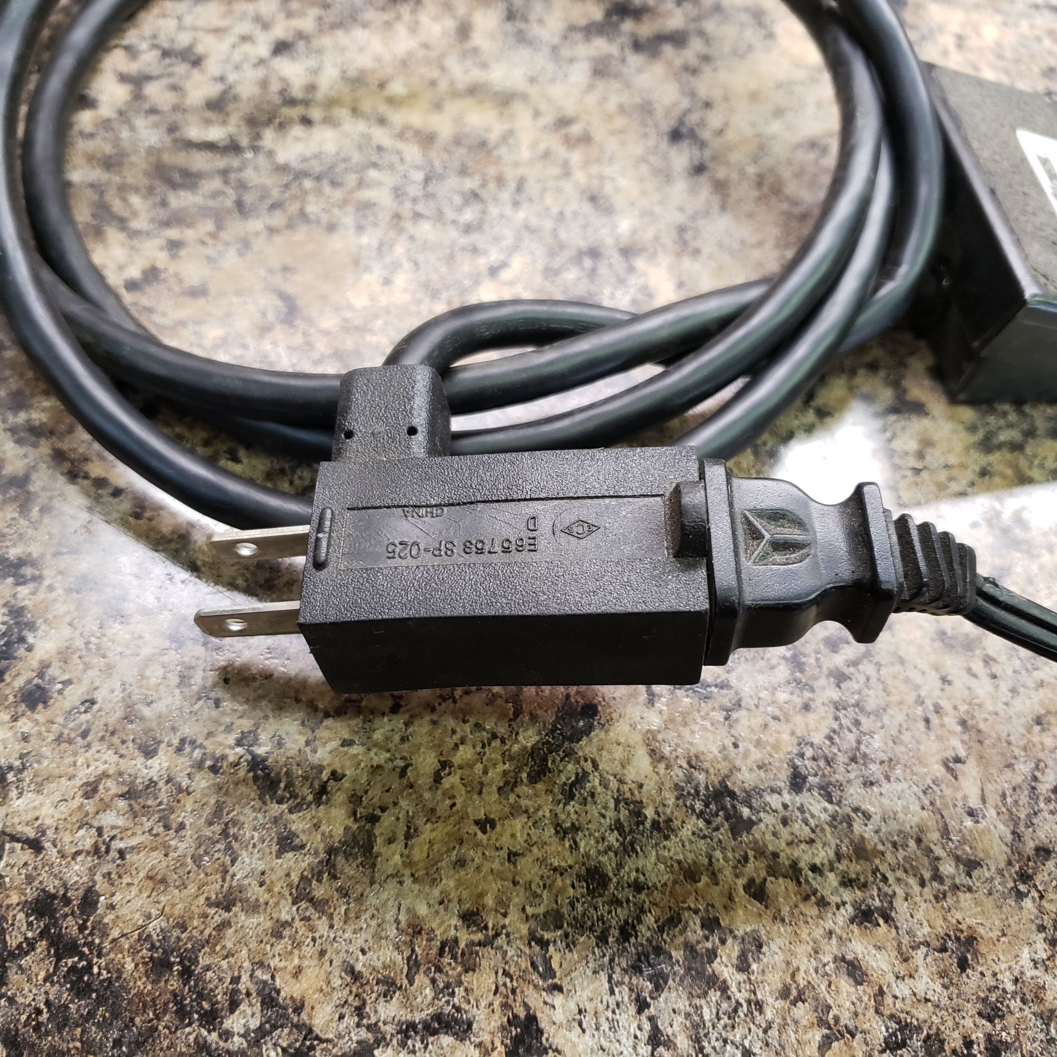 Hands Free Heat Gun for Heat Shrink or Reflow. Recyle! - Instructables