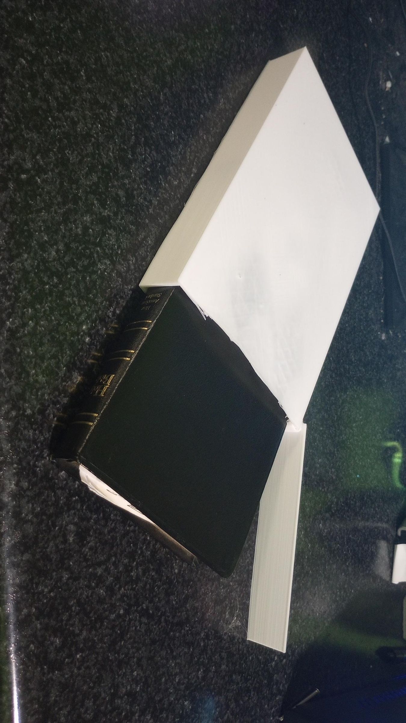 Custom Book Case : 4 Steps - Instructables