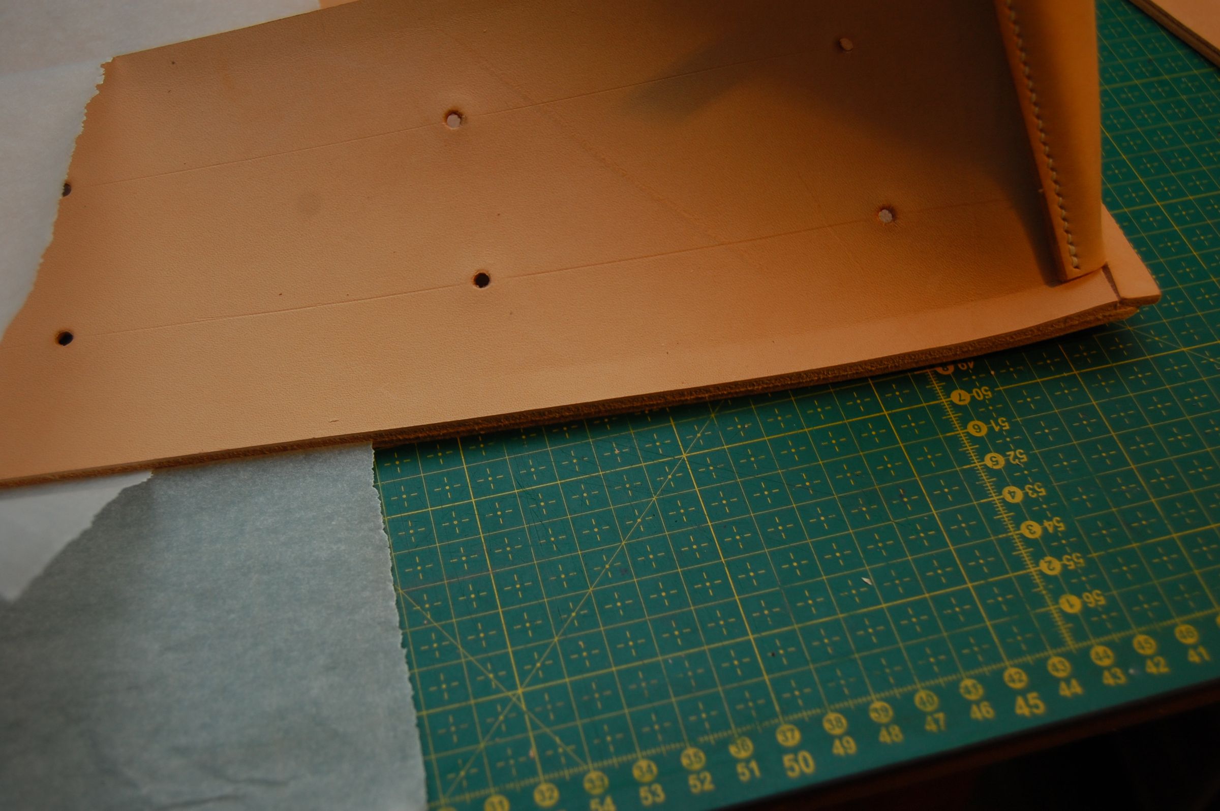 Briefcase With a 3 Piece Gusset : 6 Steps (with Pictures) - Instructables