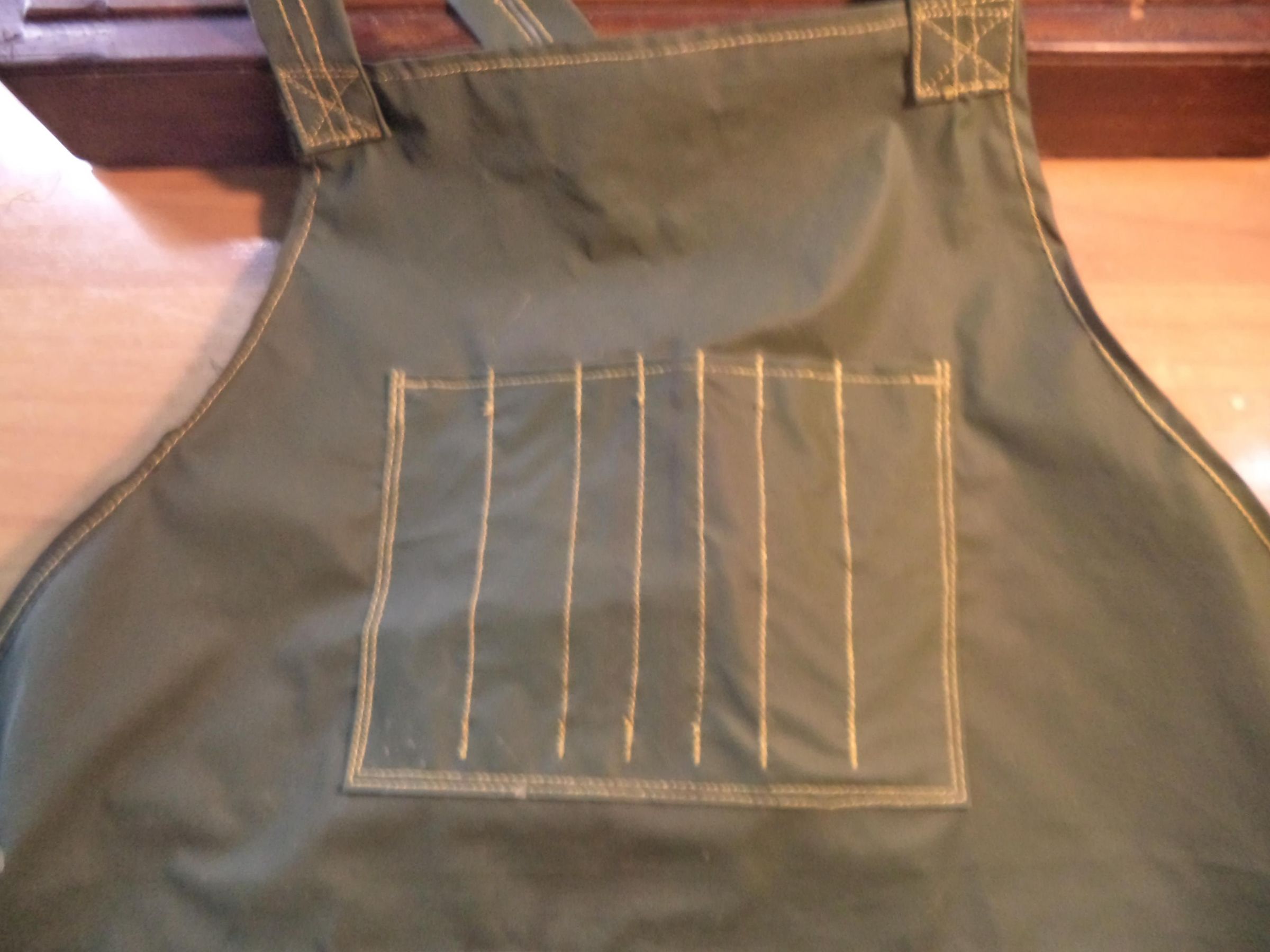Upgrading Cheap-o Workshop Apron : 24 Steps (with Pictures) - Instructables