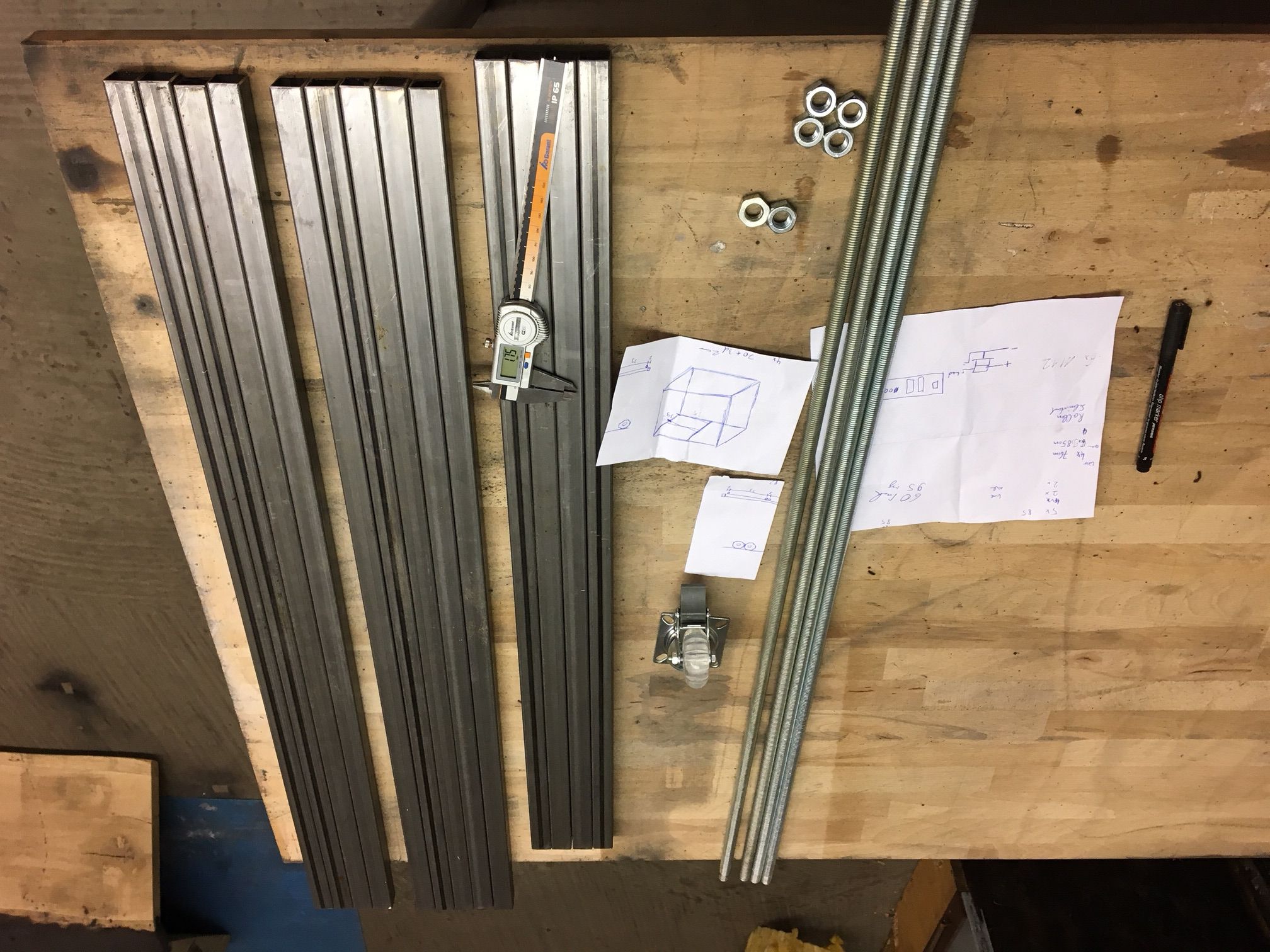 Laundry Sorting Table : 5 Steps (with Pictures) - Instructables