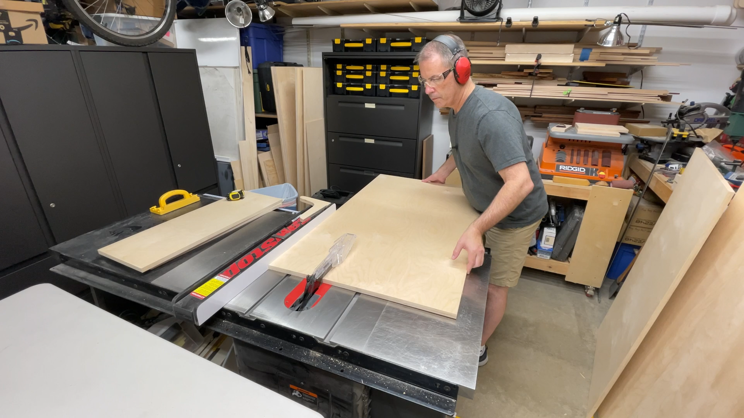 Rolling Storage Bins for CNC or Workbench Table : 7 Steps (with ...