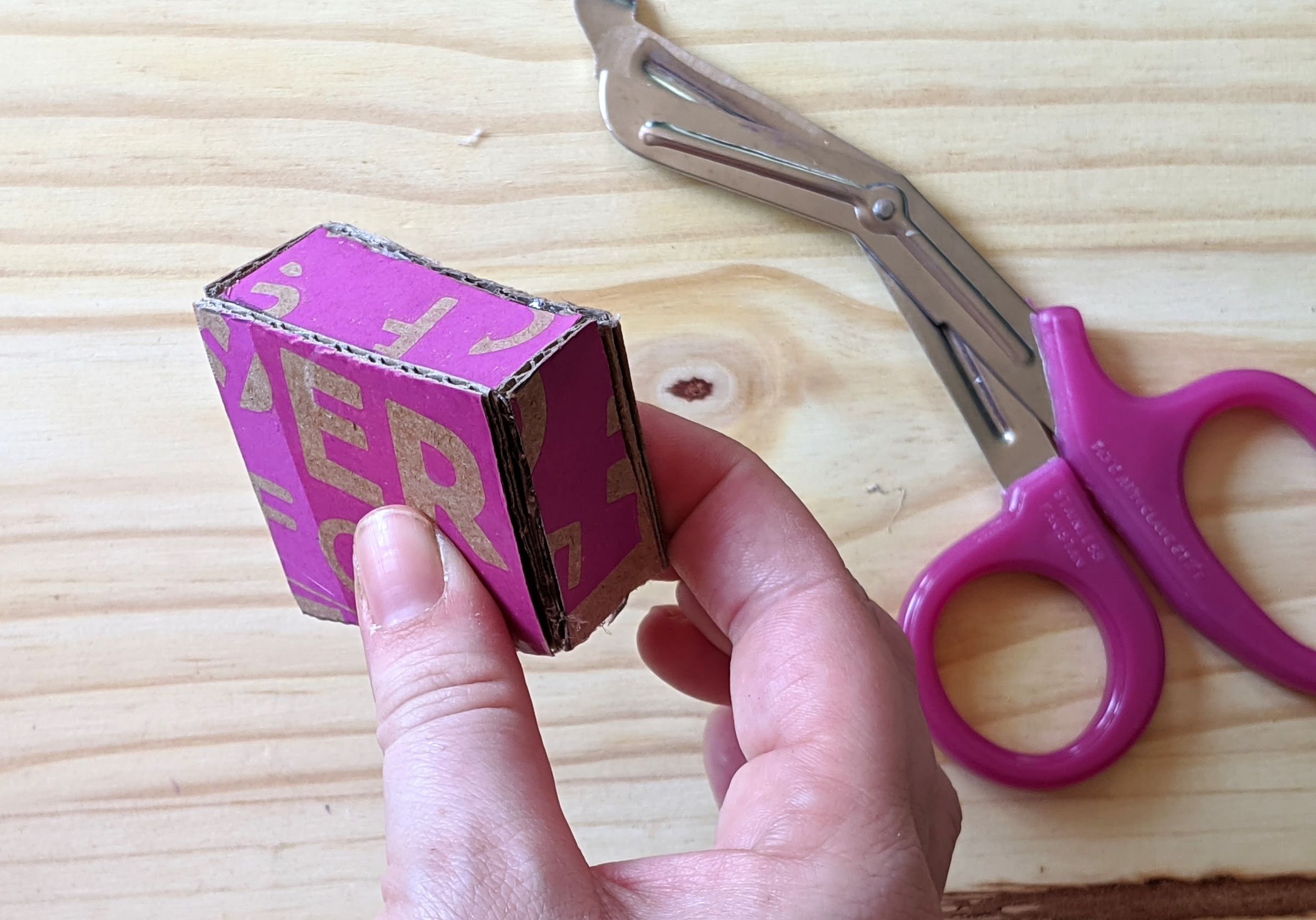 Make a Cardboard Robot : 6 Steps (with Pictures) - Instructables