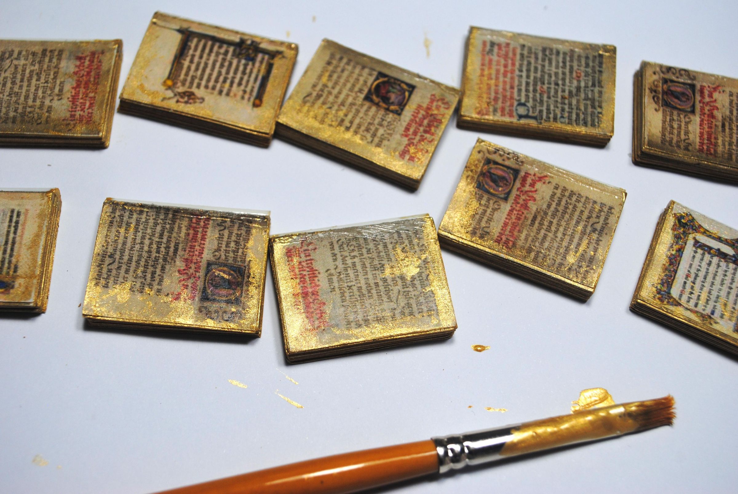 📖📕 DIY Miniature Books - Bookbinding Video Tutorial With Free ...