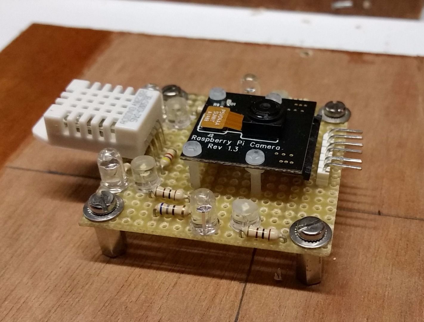 Raspberry With Cam in Birdhouse : 11 Steps (with Pictures) - Instructables