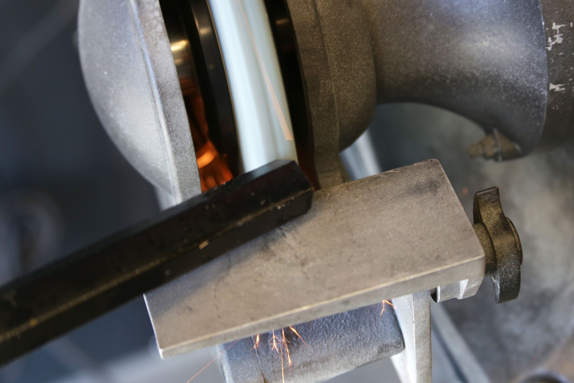 Crowbar Cane : 7 Steps (with Pictures) - Instructables