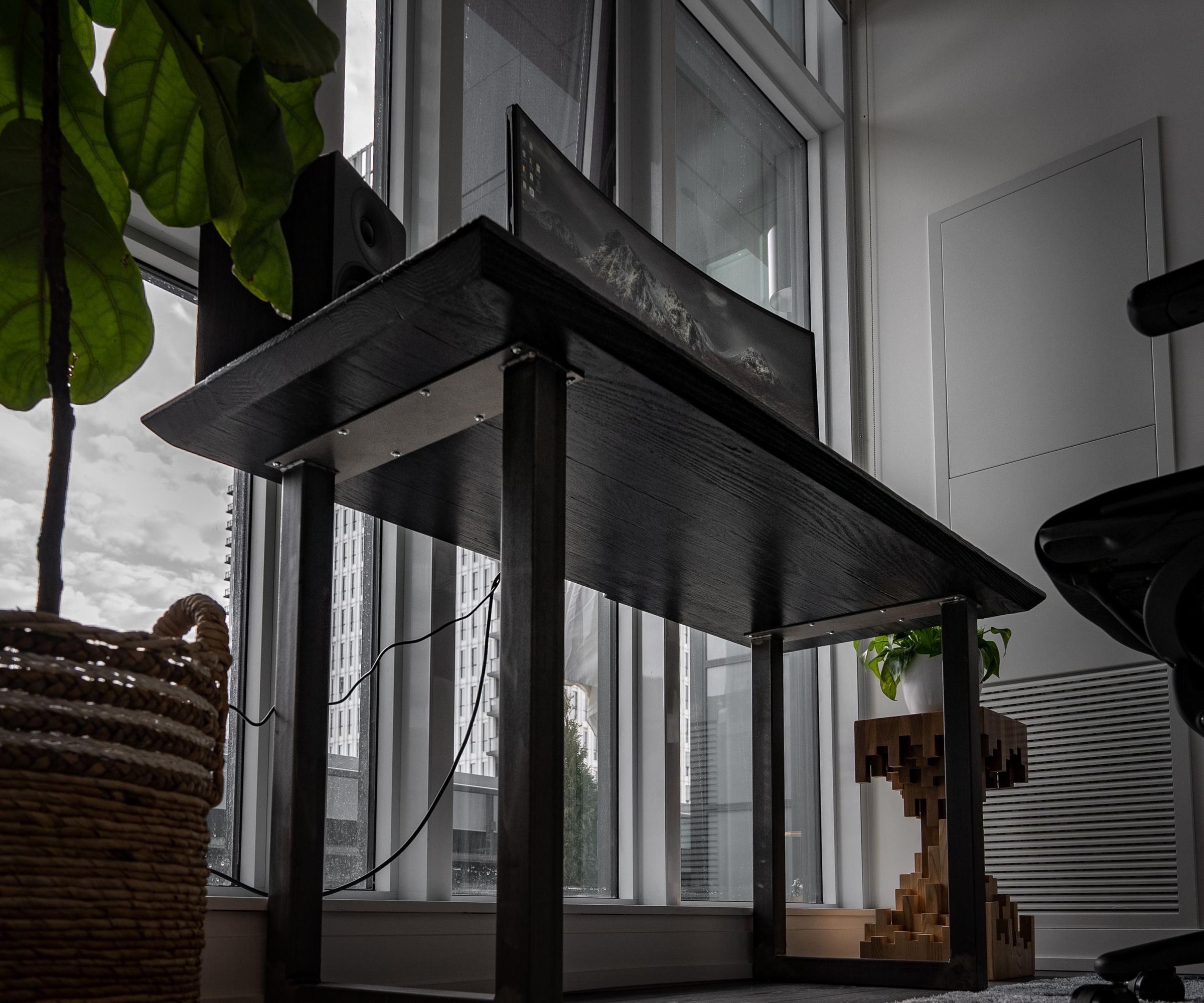 The Shou Sugi Ban Desk : 20 Steps (with Pictures) - Instructables