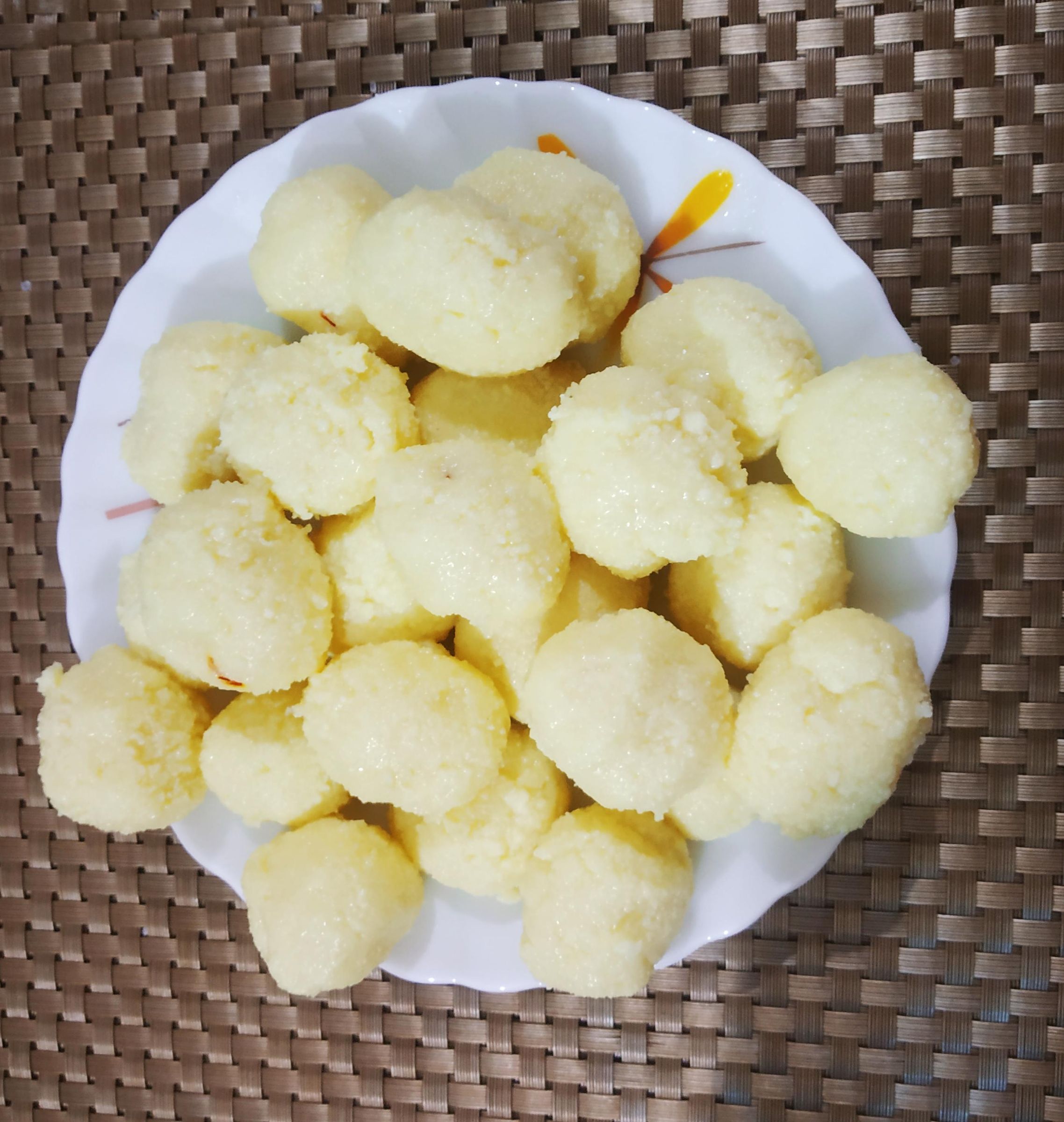 Chanar Sandesh-Indian Cottage Cheese Sweet Meat : 5 Steps - Instructables