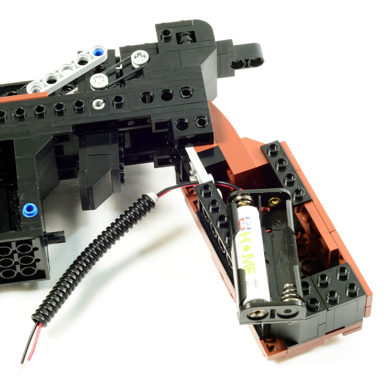Electronic LEGO DL-44 Blaster (Light & Sound) : 11 Steps (with Pictures ...