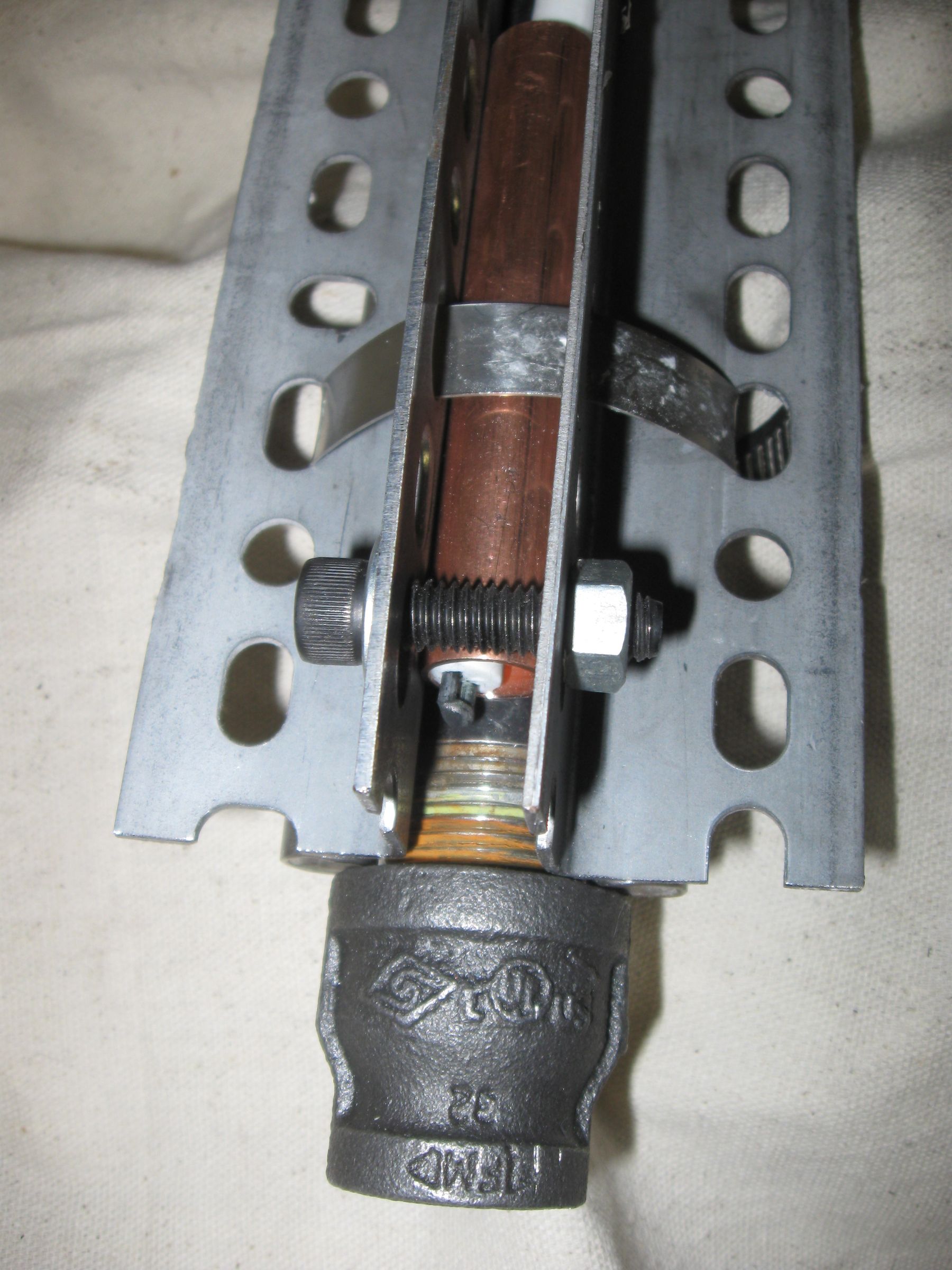 Plastic Injection Molding and Extruding : 11 Steps - Instructables