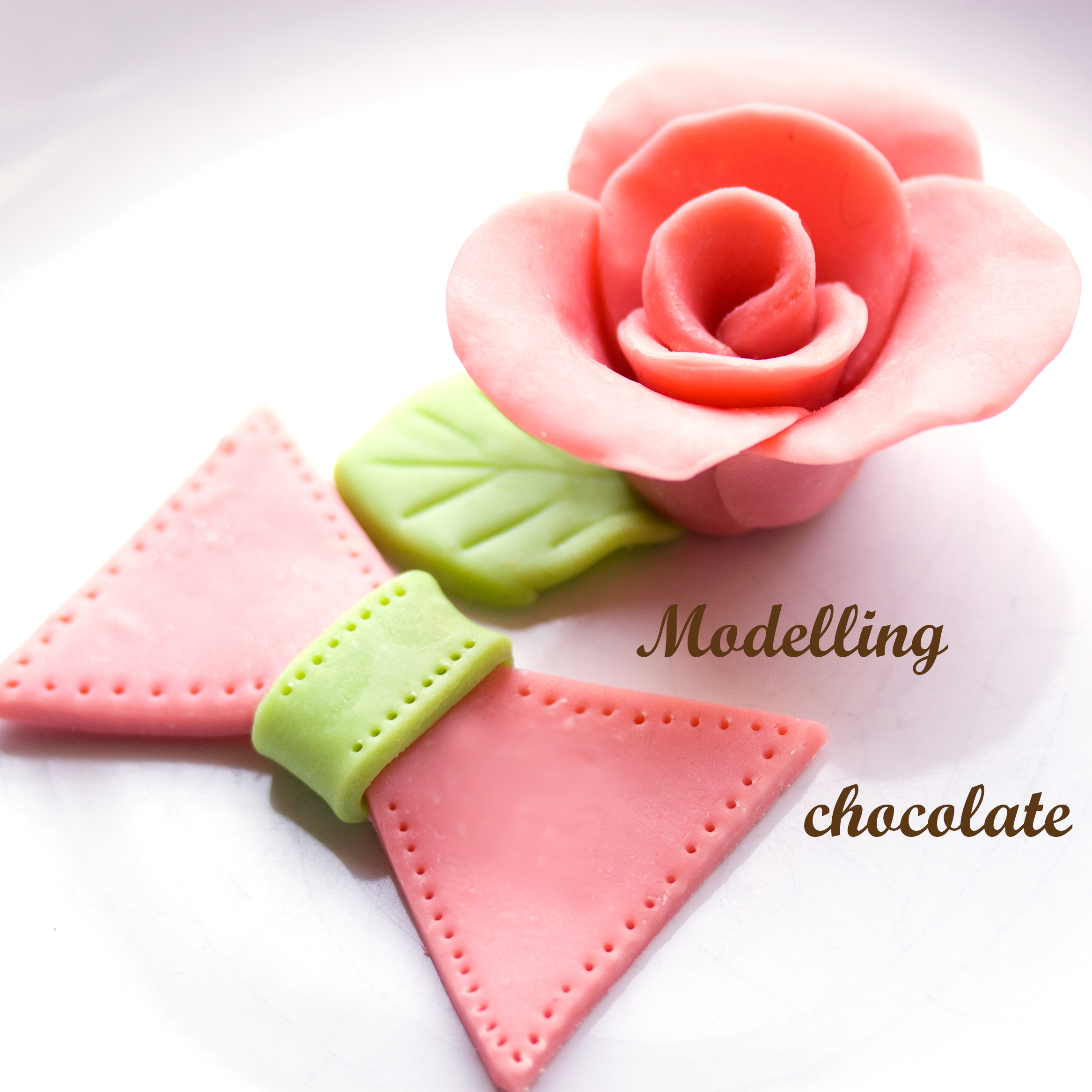 PRO Tip: How to Make and Work With Modelling Chocolate : 4 Steps ...