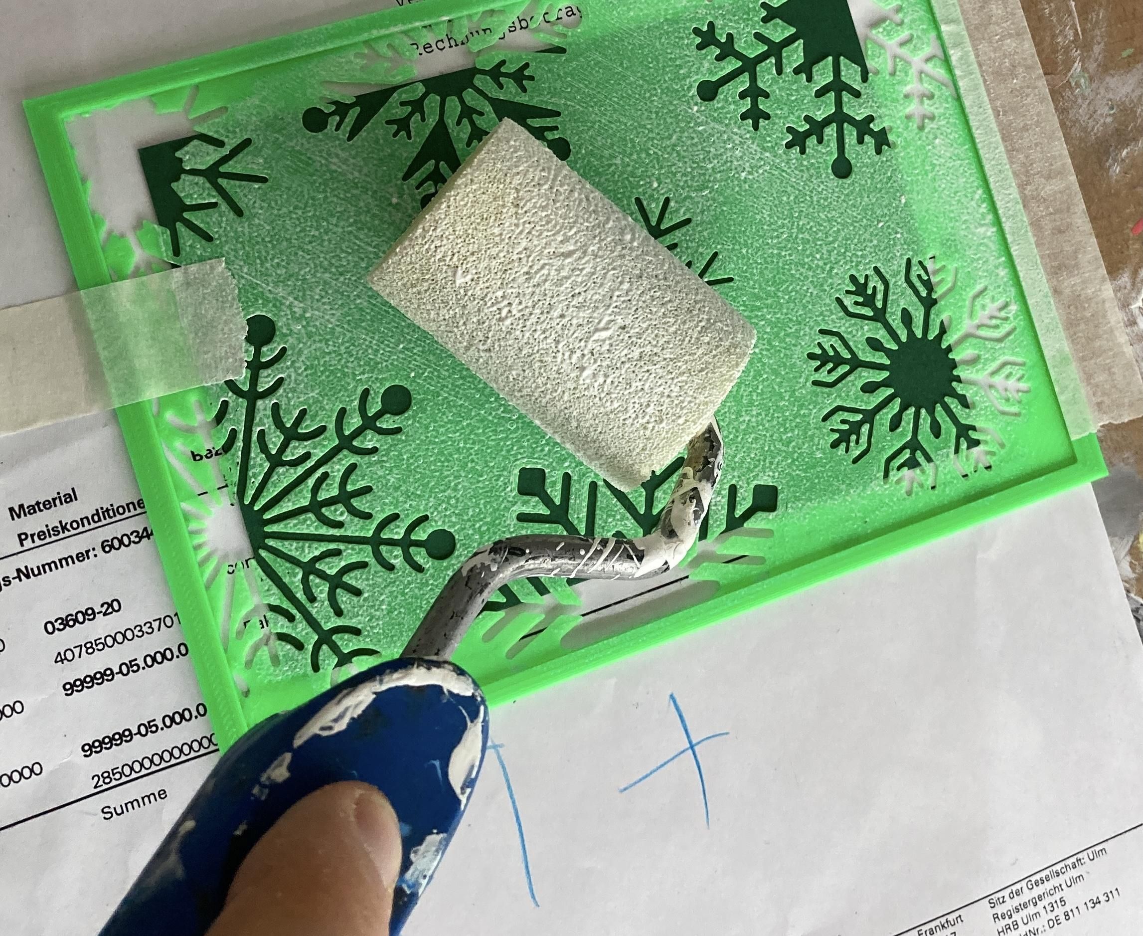 📮 Snowflakes & Stencils: DIY 3D Printed Christmas Cards With a Snowy ...