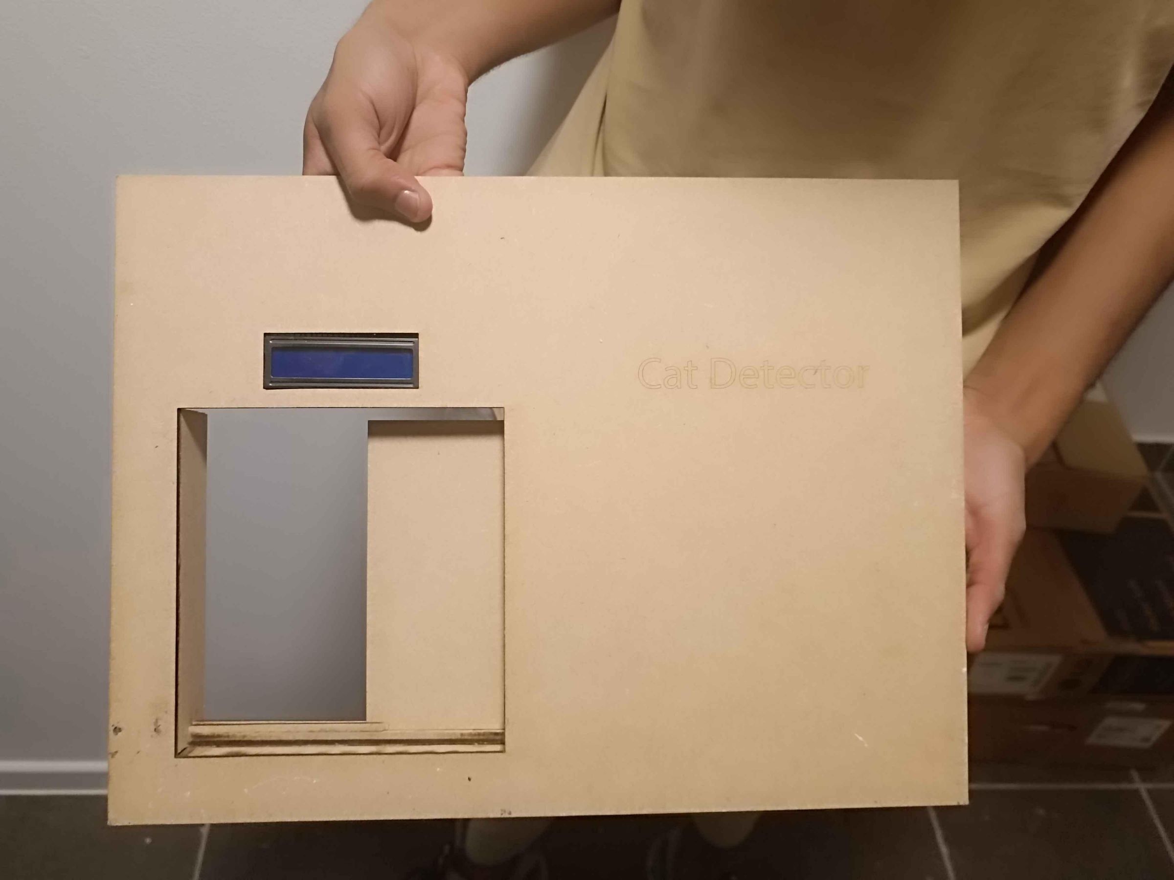Automatic Cat Door : 9 Steps - Instructables
