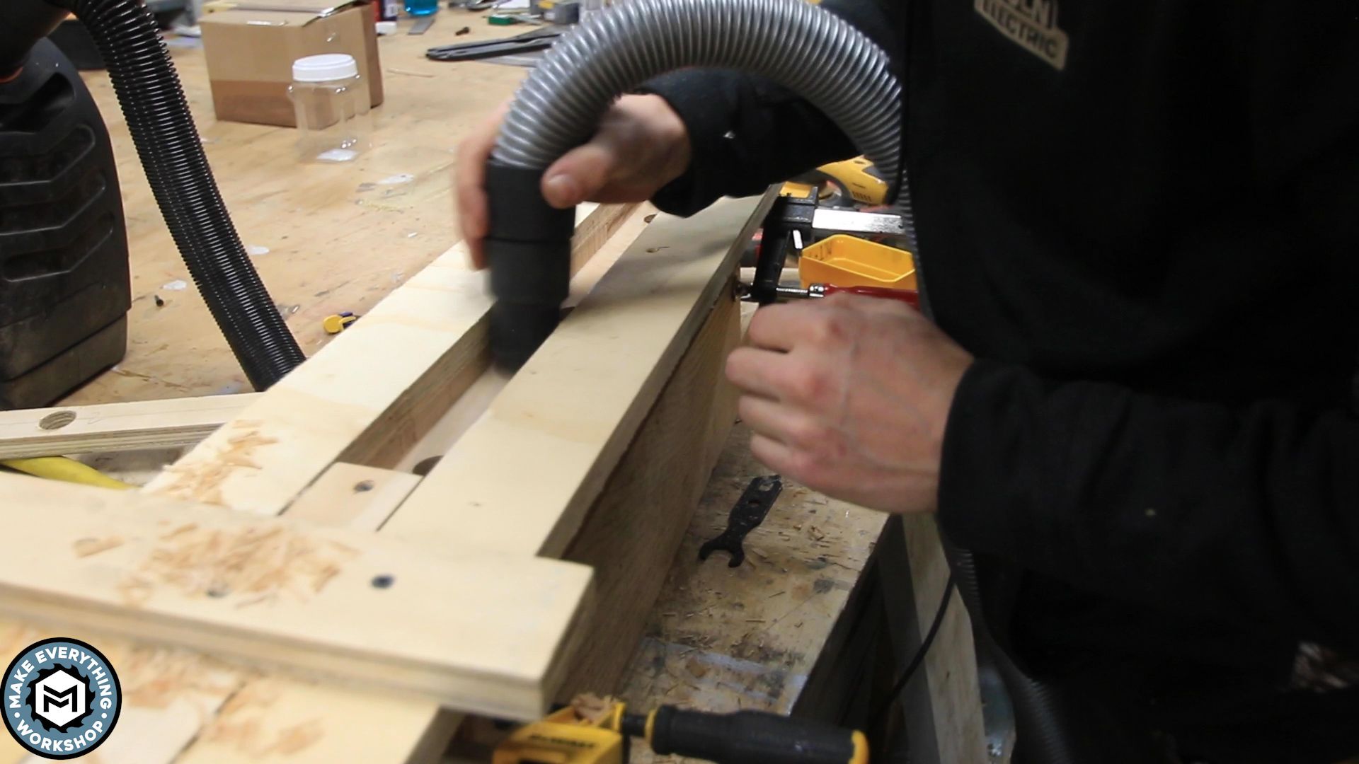 Easy Floating Shelf - All Wood Bracket. NO WELDING! : 16 Steps (with ...