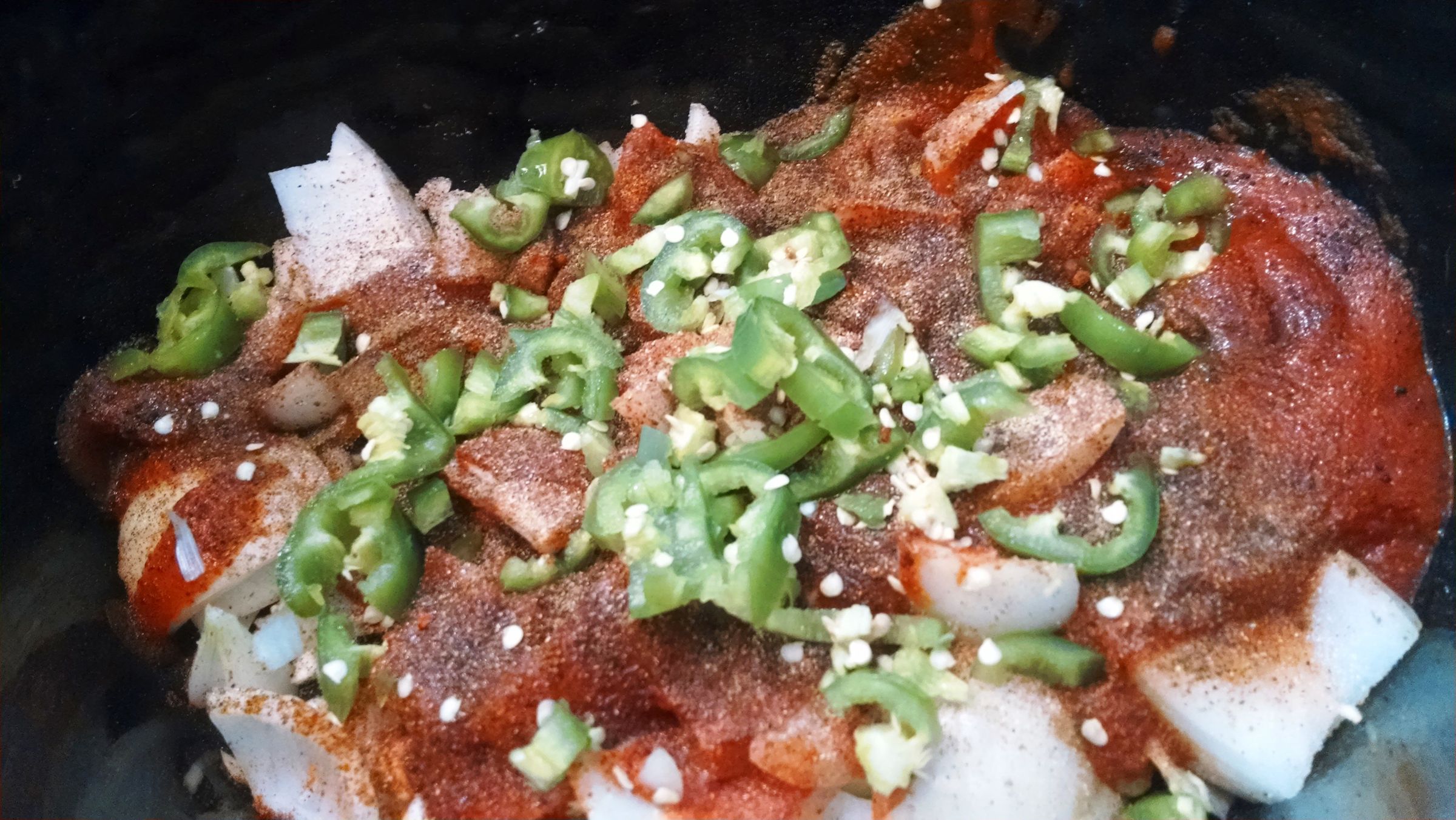 Spicy Chili Beef and Cheese Pie : 6 Steps (with Pictures) - Instructables