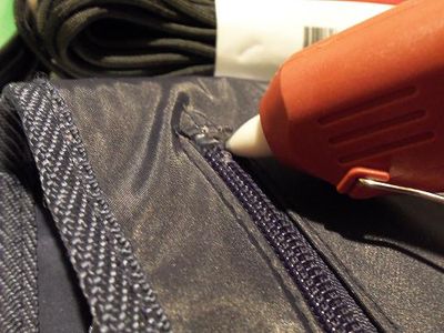 Reseat a Detached Zipper : 5 Steps - Instructables