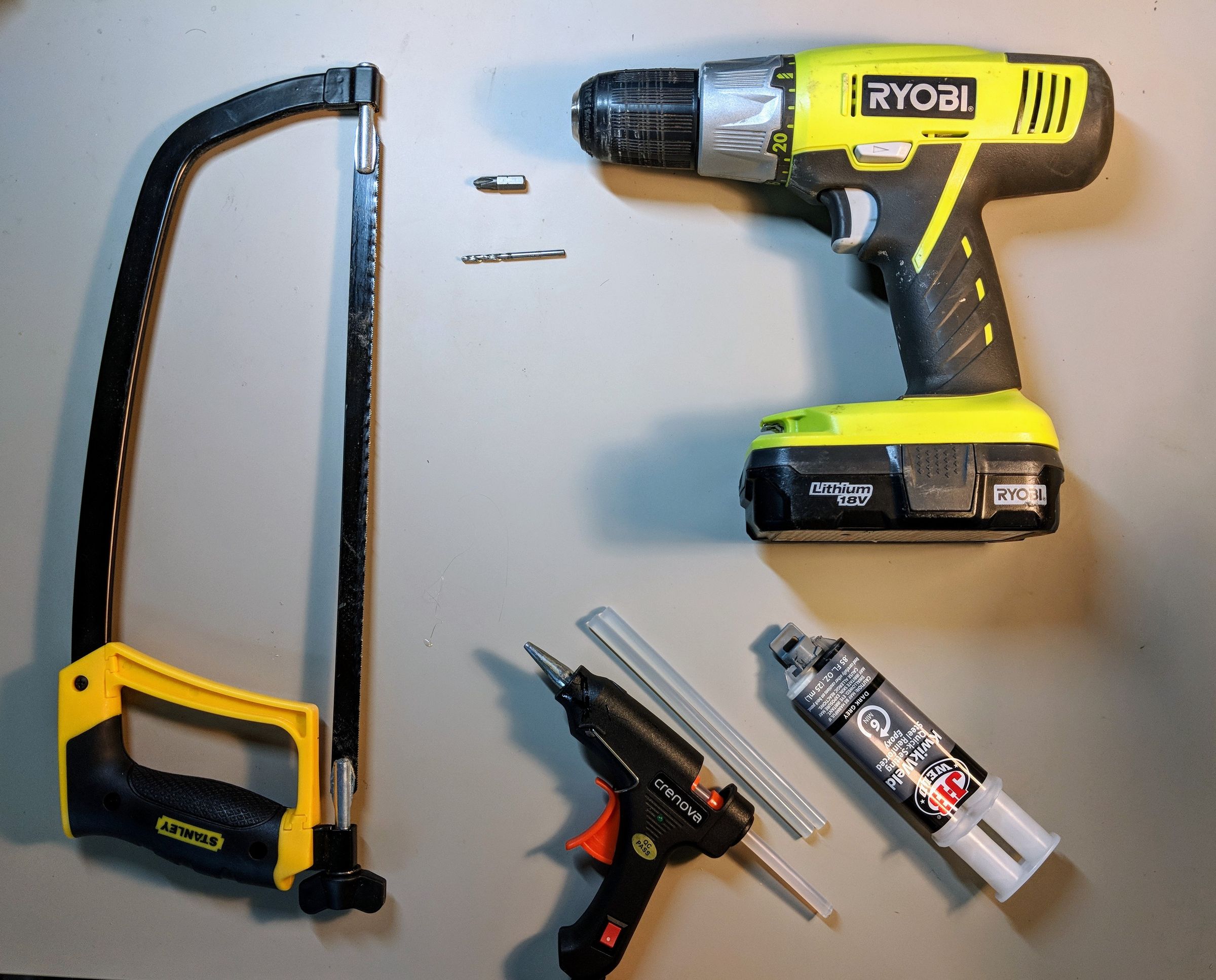 Automatic Chicken Feeder With Upcycled Gutter & Plywood : 15 Steps ...