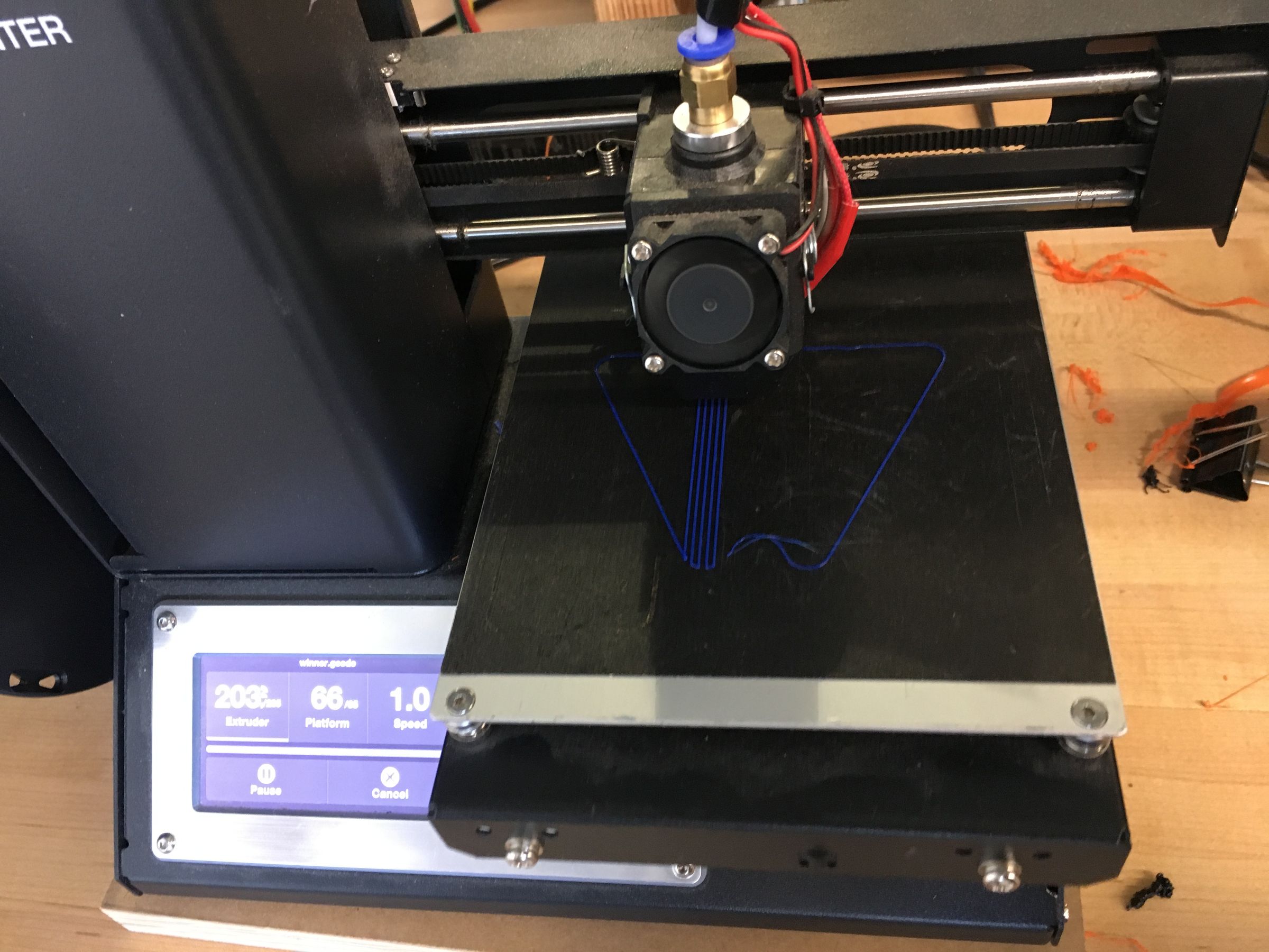 How to Make a Logo by Using 3D Printing : 9 Steps - Instructables