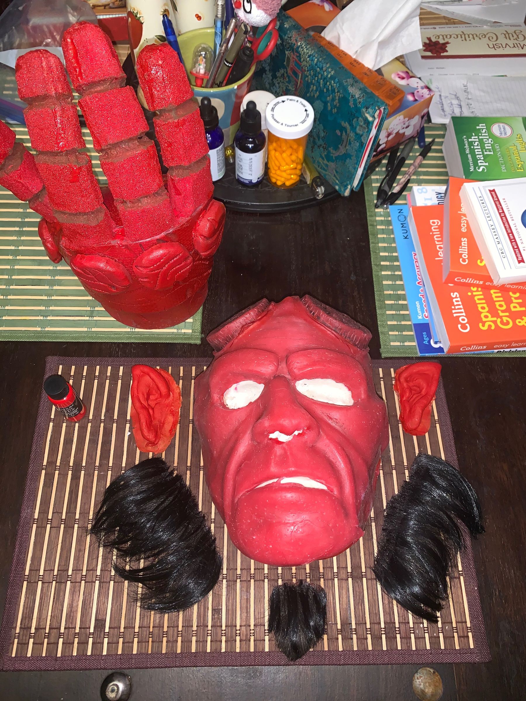 Hellboy Costume : 4 Steps - Instructables