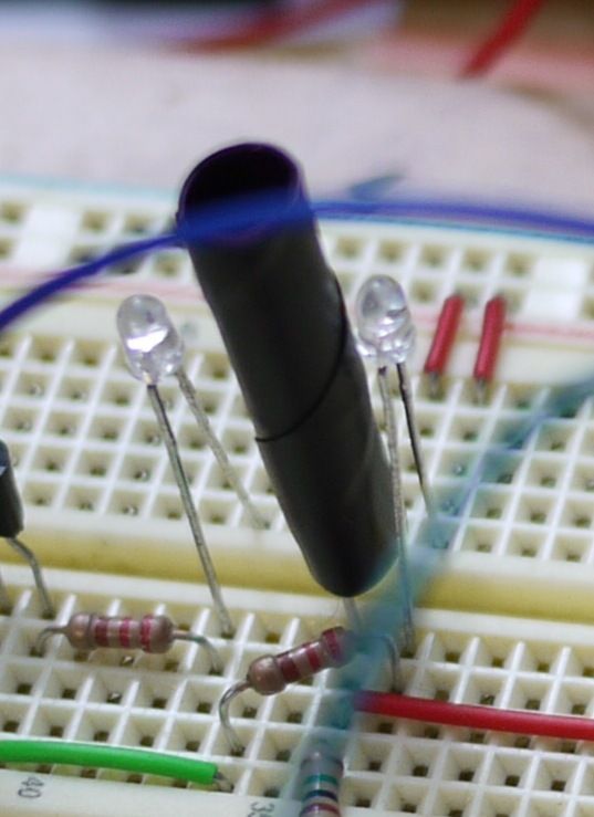 Make an Attiny13 Based IR Proximity Sensor for $2.42 : 7 Steps (with Pictures) - Instructables