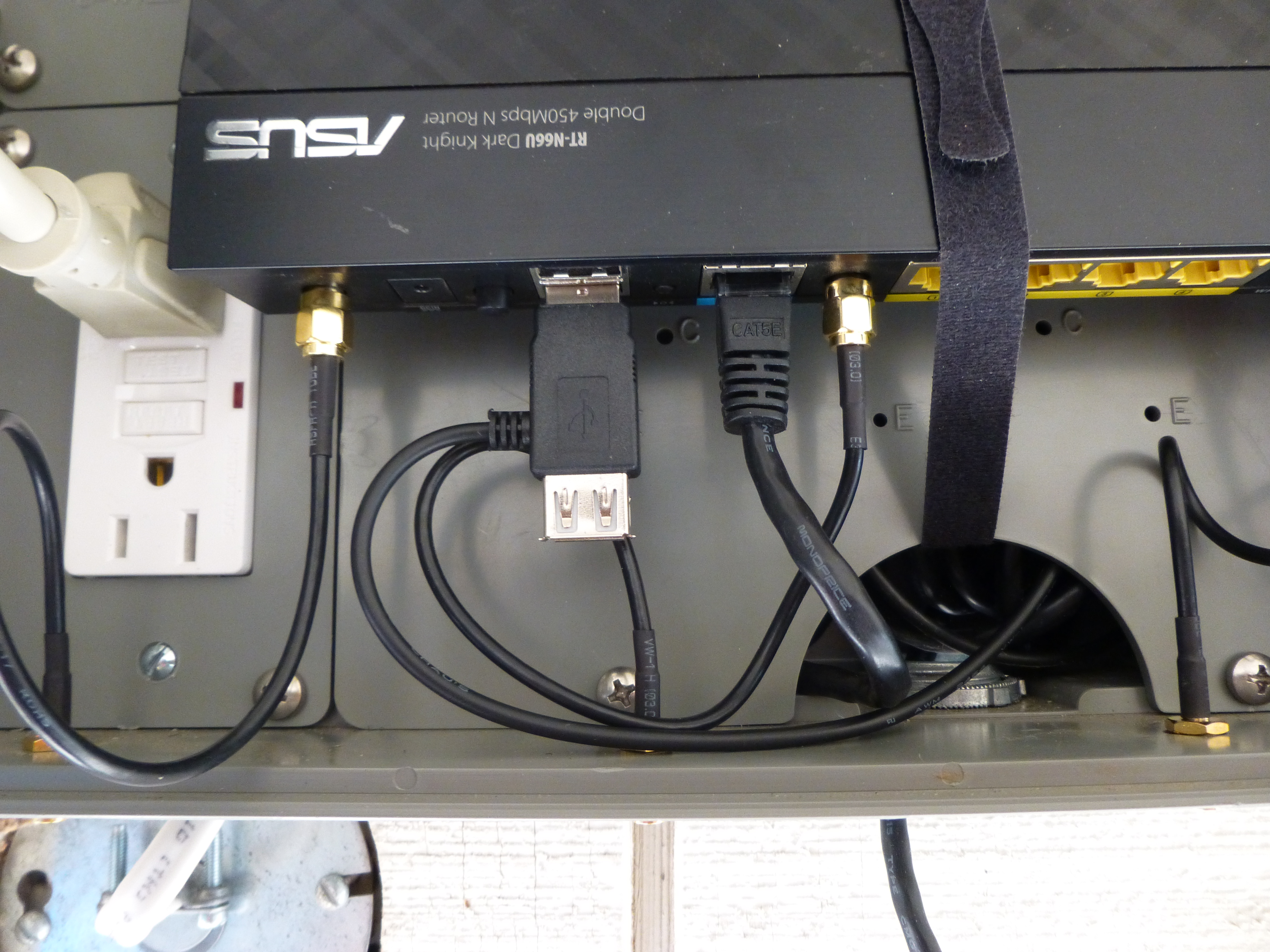 Outdoor Router Cabinet : 24 Steps - Instructables