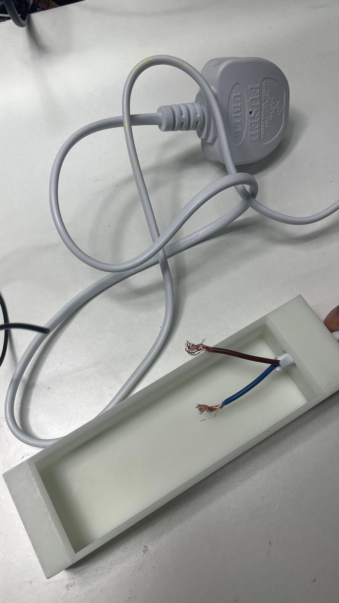 Easy Smart Clap Lamp : 5 Steps - Instructables