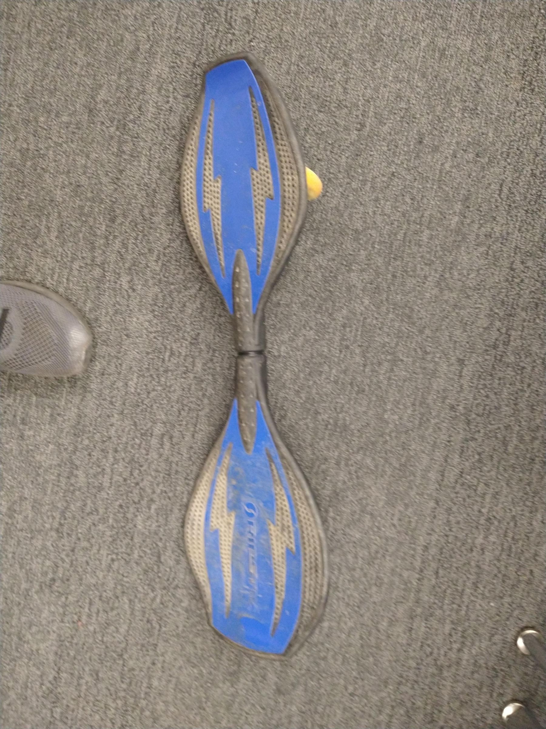 How to Learn to Ride a Ripstick : 5 Steps - Instructables