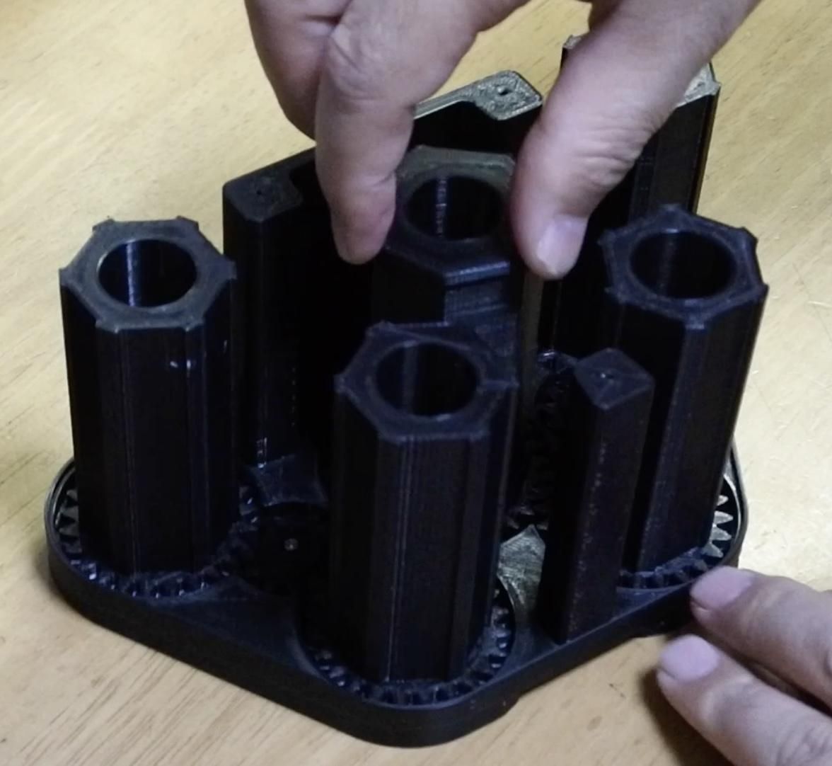 Track Link Calendar : 7 Steps (with Pictures) - Instructables