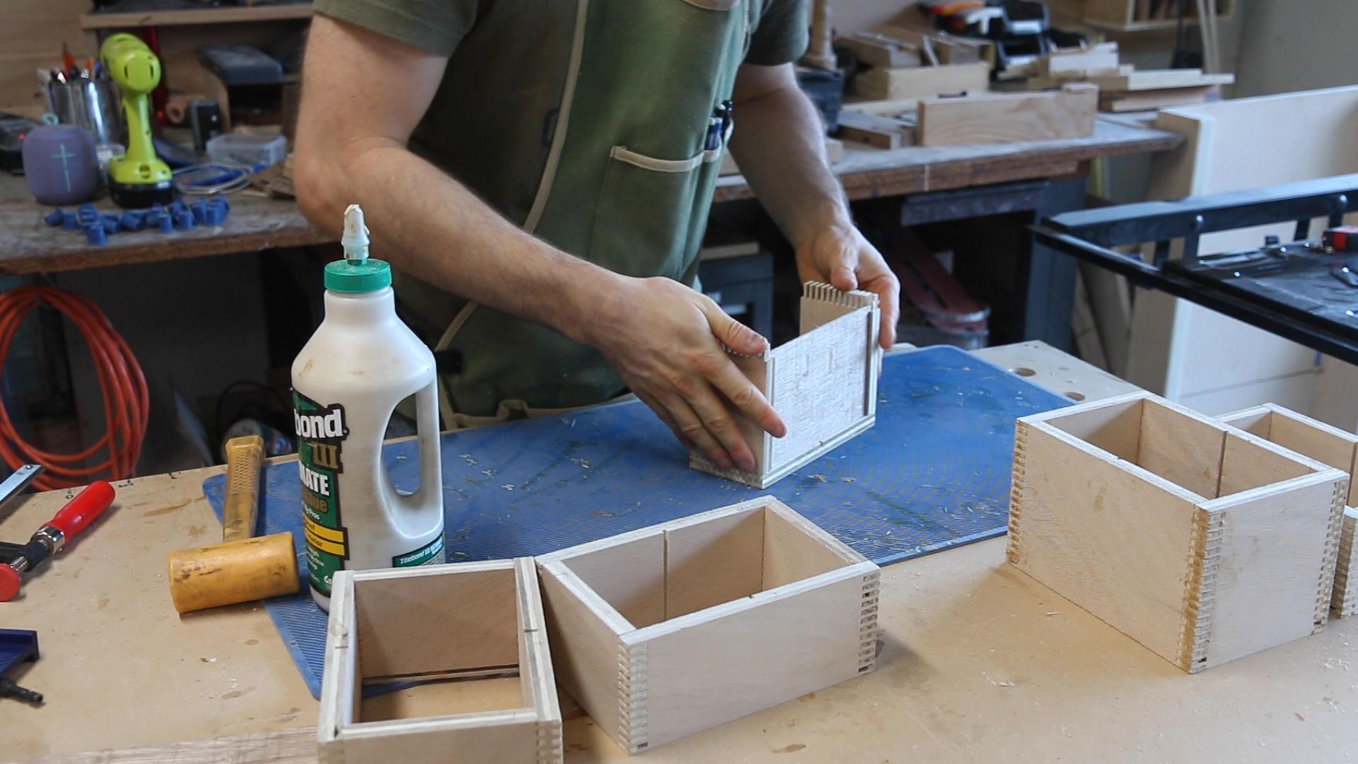 Hardware Organizer Cabinet Made With Box Joints : 10 Steps (with ...