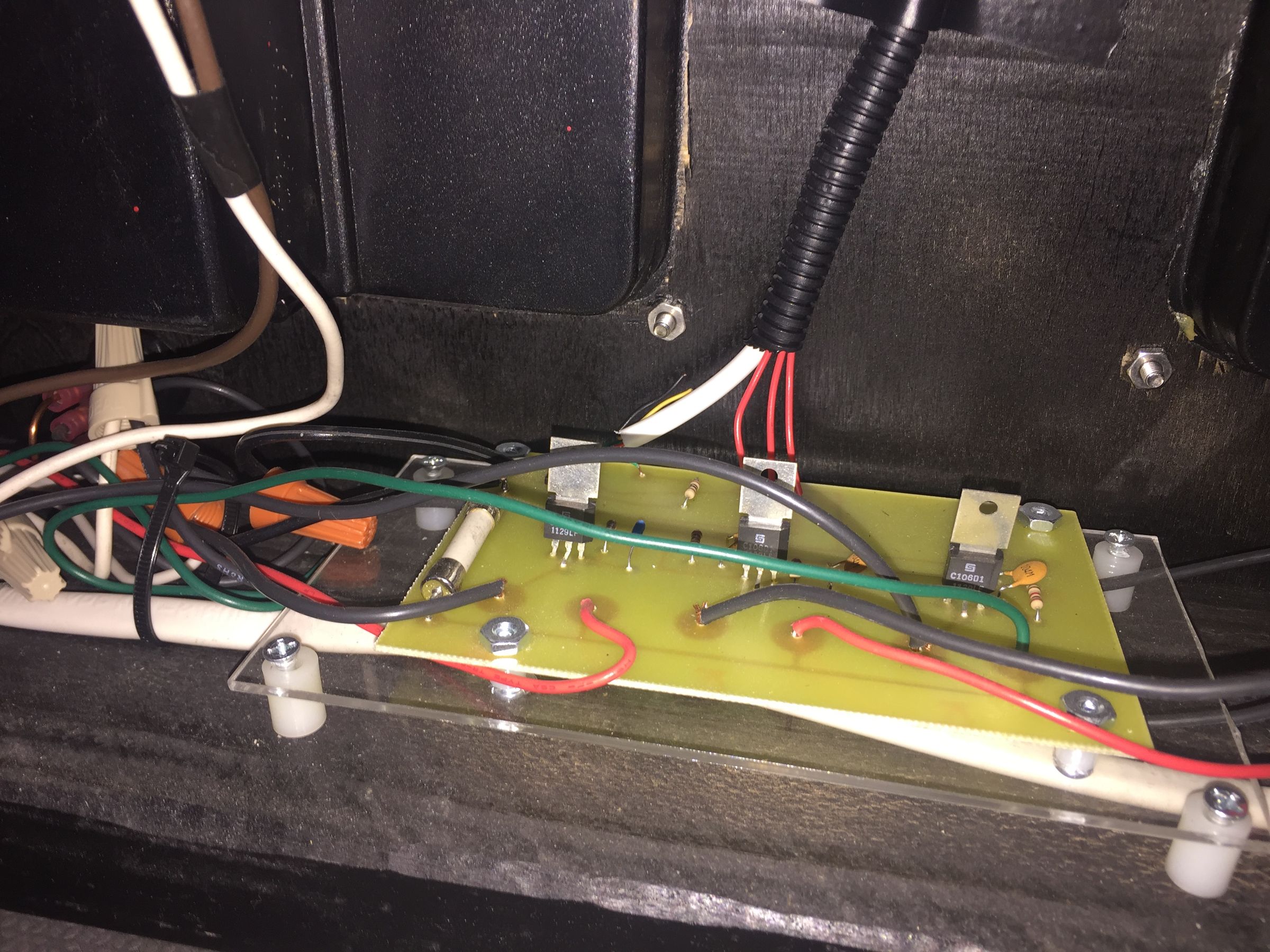 DIY Crosswalk Boom Box : 4 Steps (with Pictures) - Instructables