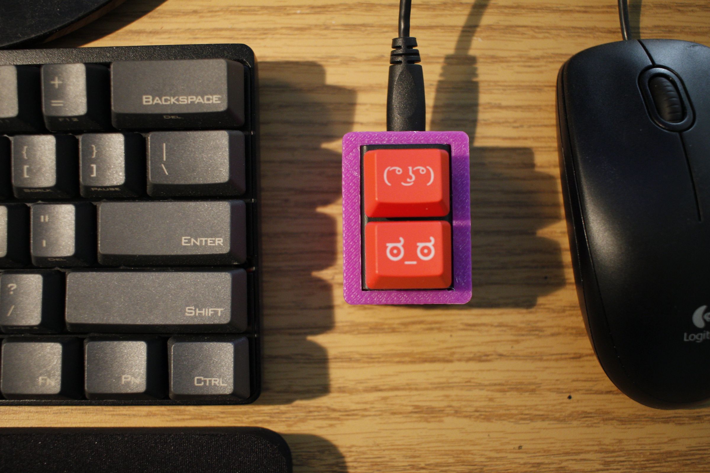 Mini Emoticon Keyboard : 11 Steps (with Pictures) - Instructables