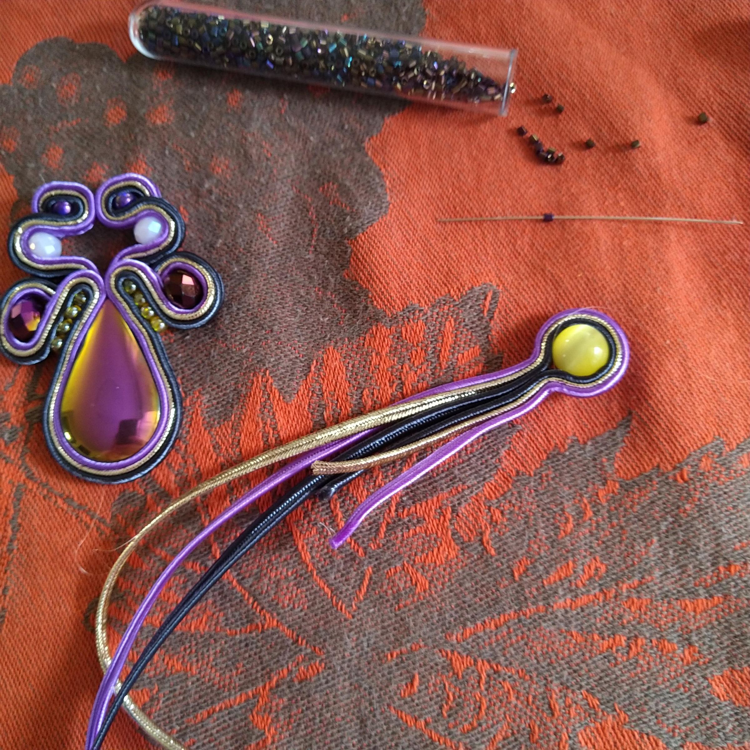 Statement Soutache Earrings : 16 Steps (with Pictures) - Instructables