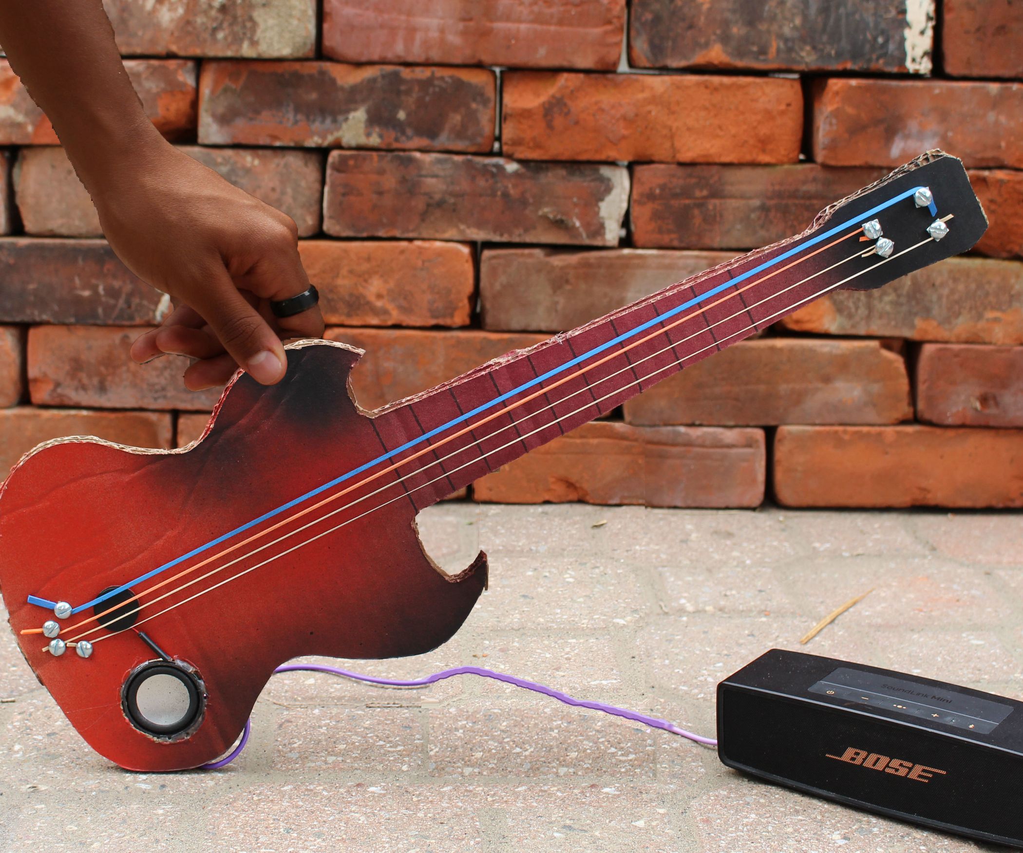 How to Make a DIY Electric Guitar for Under $10 : 7 Steps - Instructables