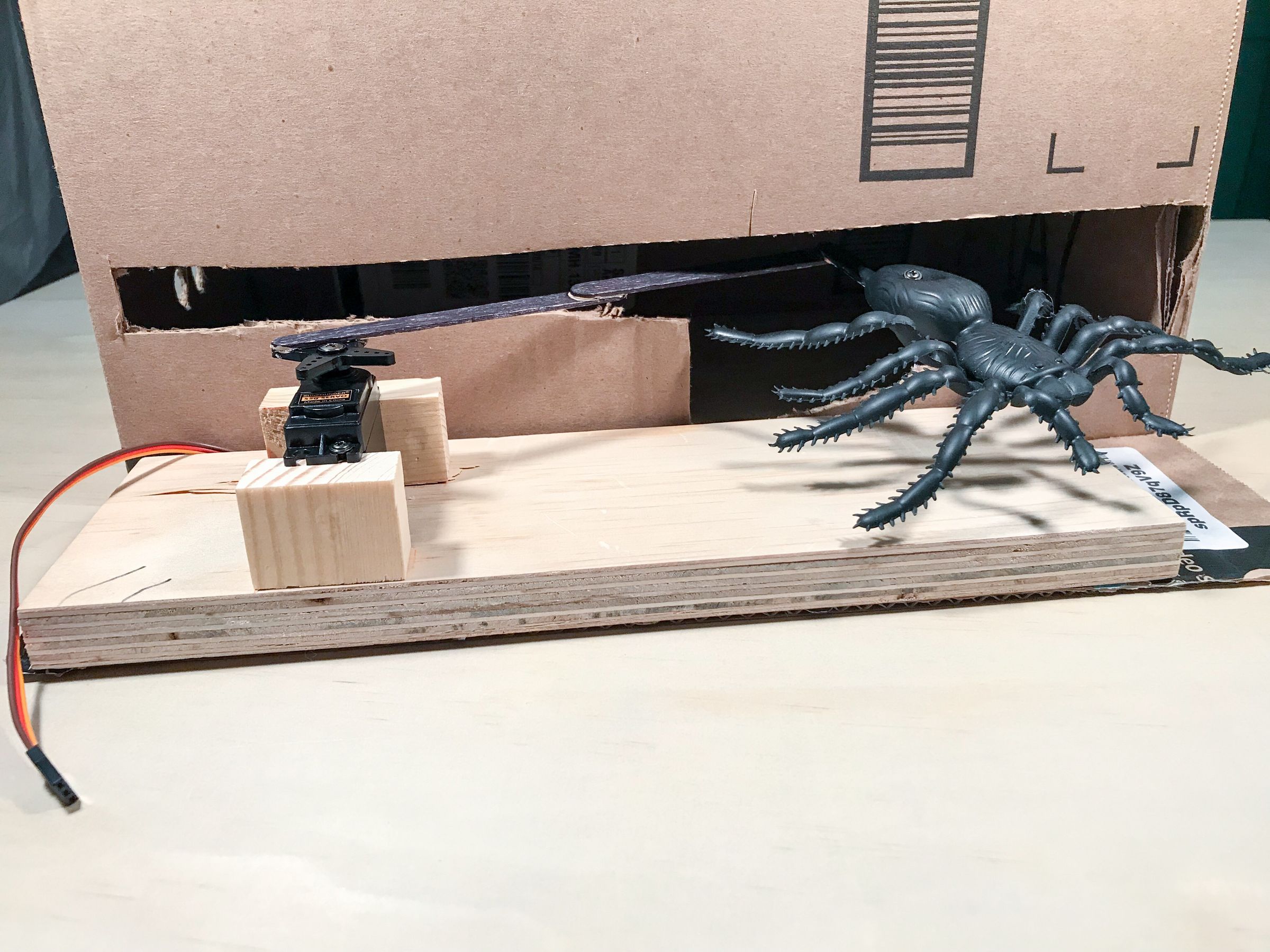 Arduino Automated Spider Prank : 7 Steps (with Pictures) - Instructables