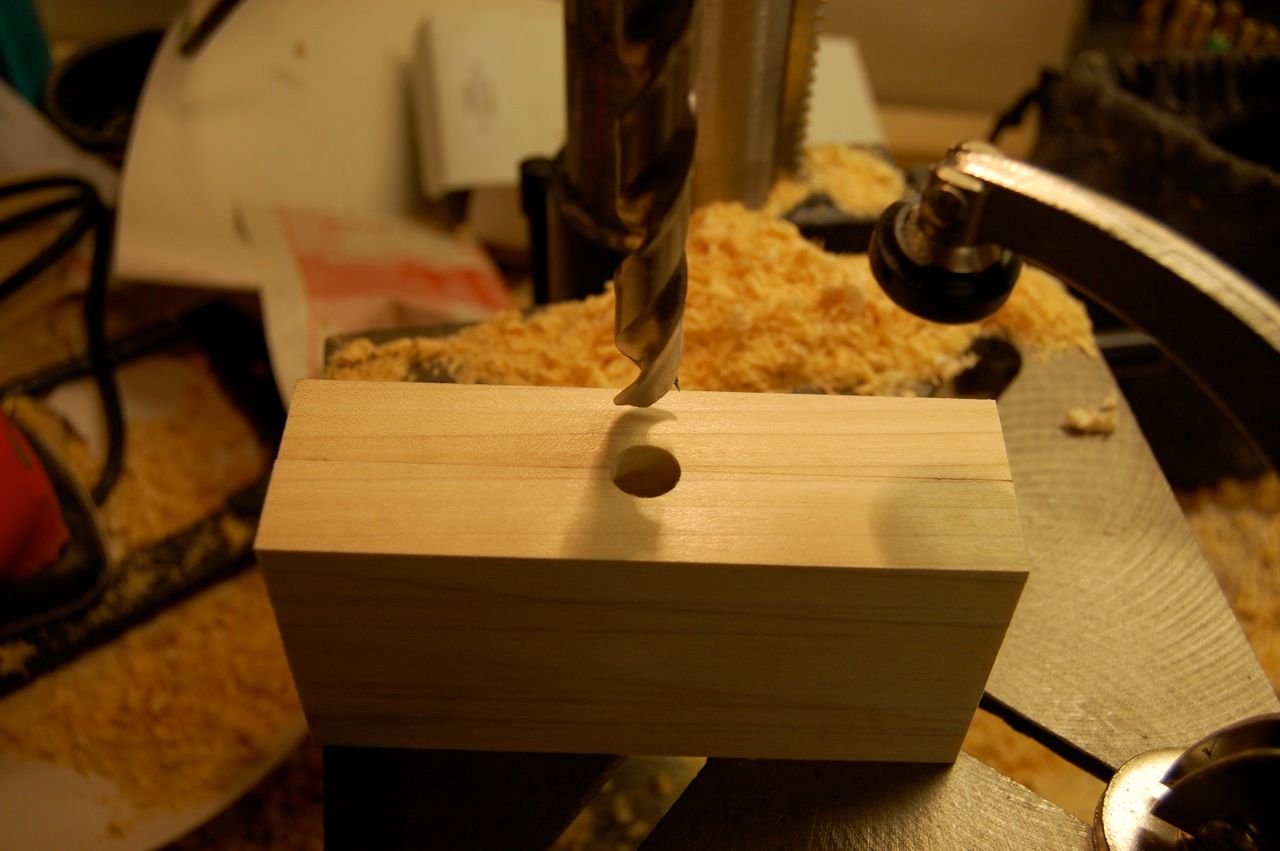 Simple Lamp Mount : 5 Steps - Instructables