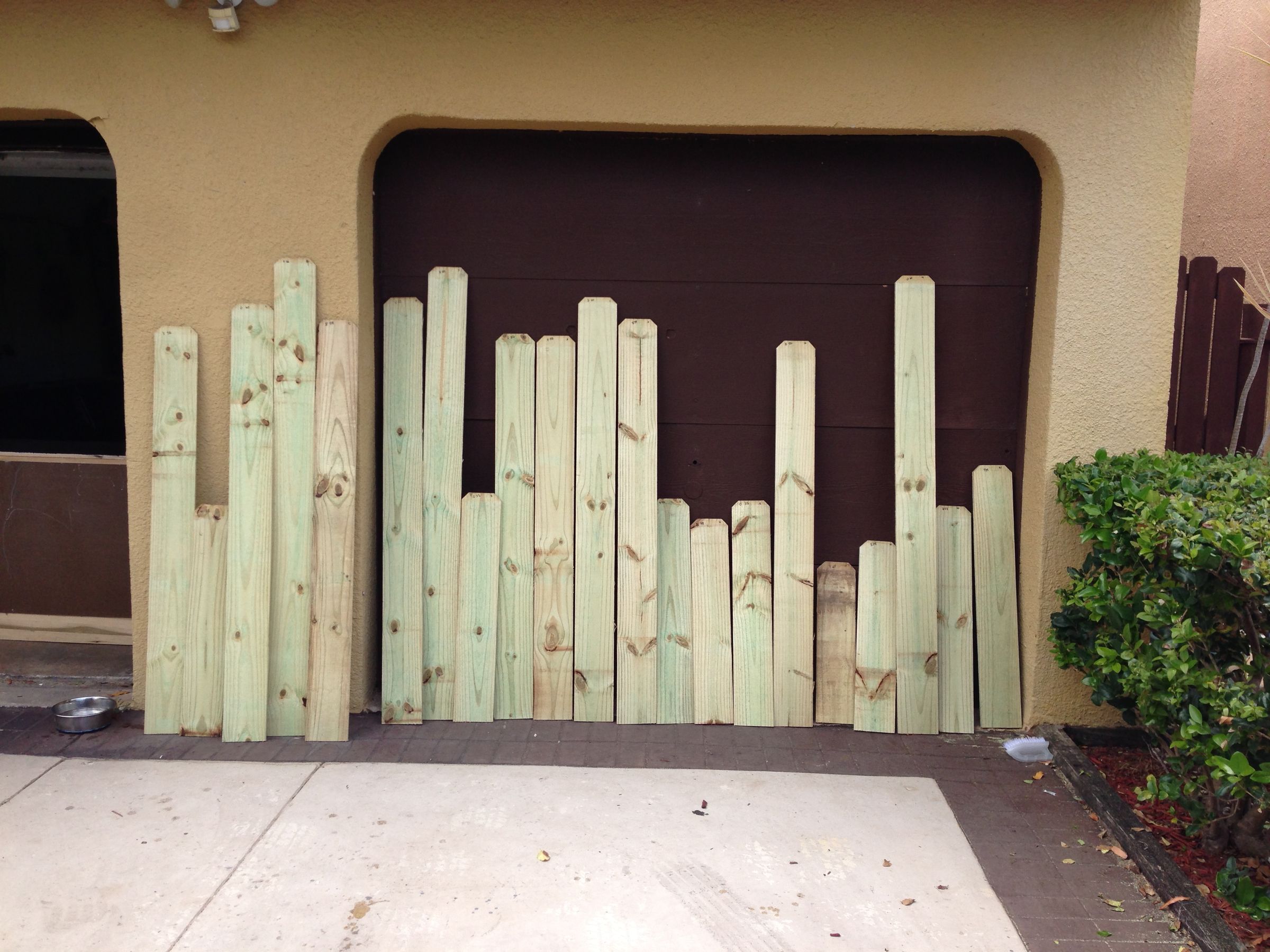 Vibrant Fence Project : 5 Steps (with Pictures) - Instructables