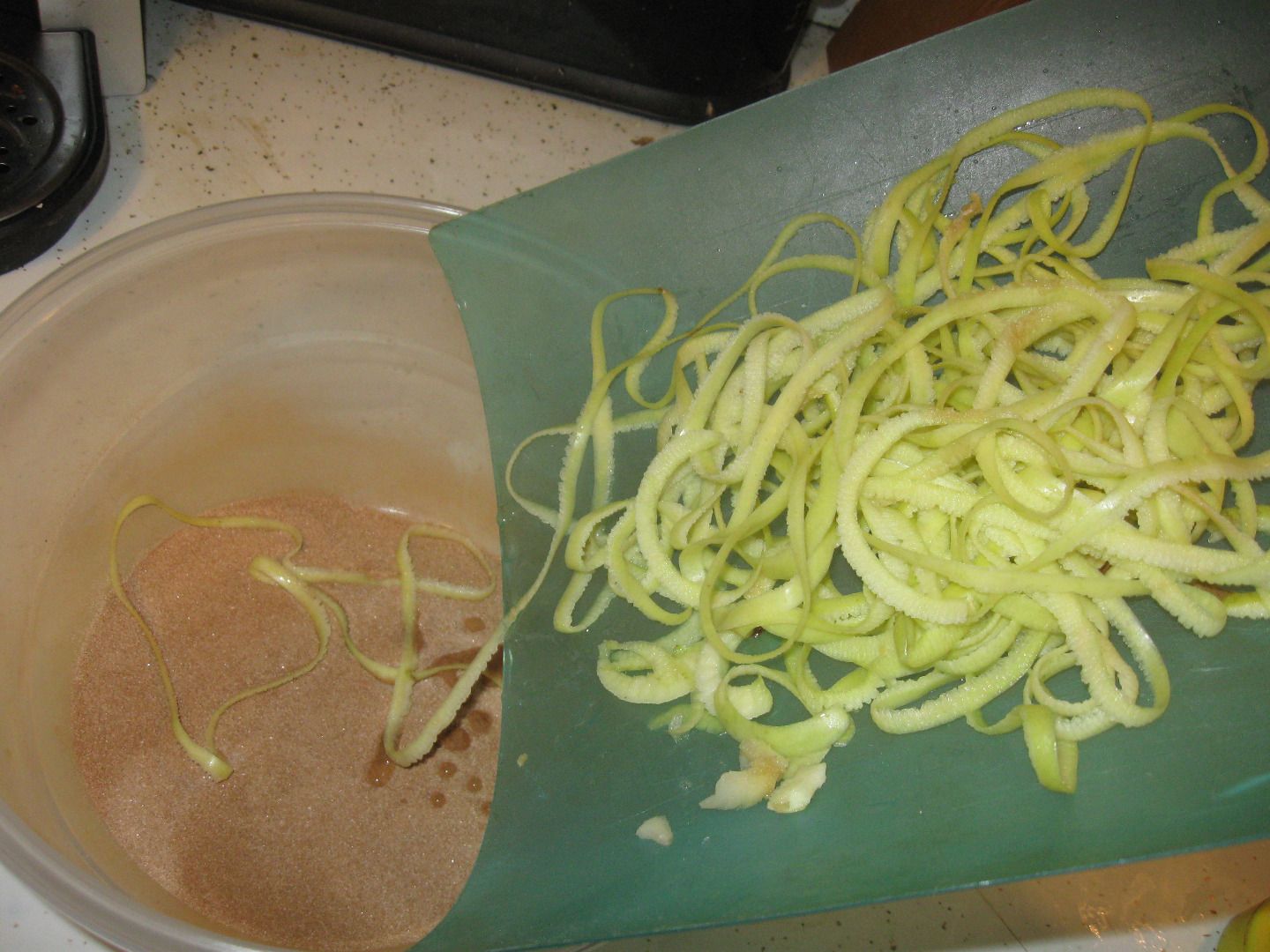Dehydrated Apple Strings : 10 Steps - Instructables