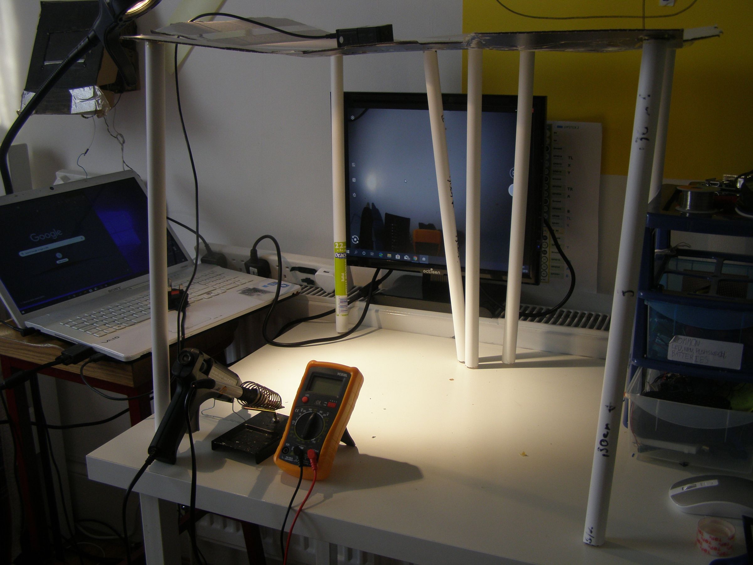 Make Your Own Overhead Camera Rig With LED Illumination! : 5 Steps ...