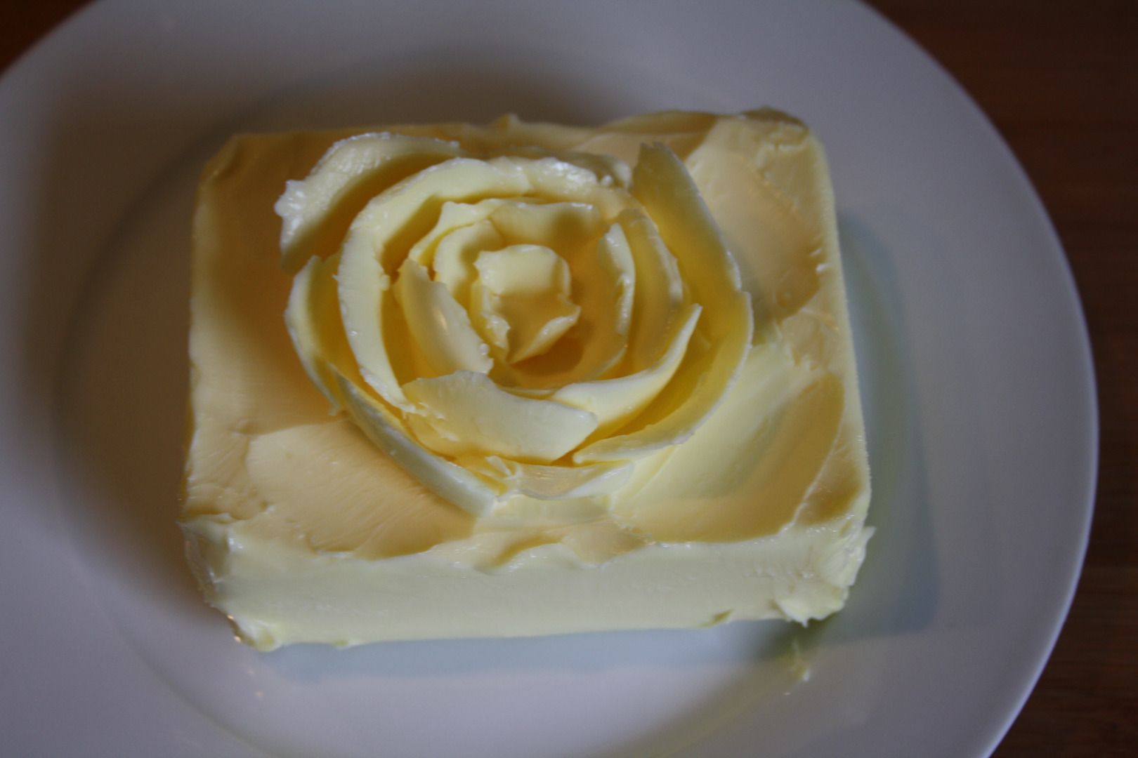 Butter Rose : 4 Steps - Instructables