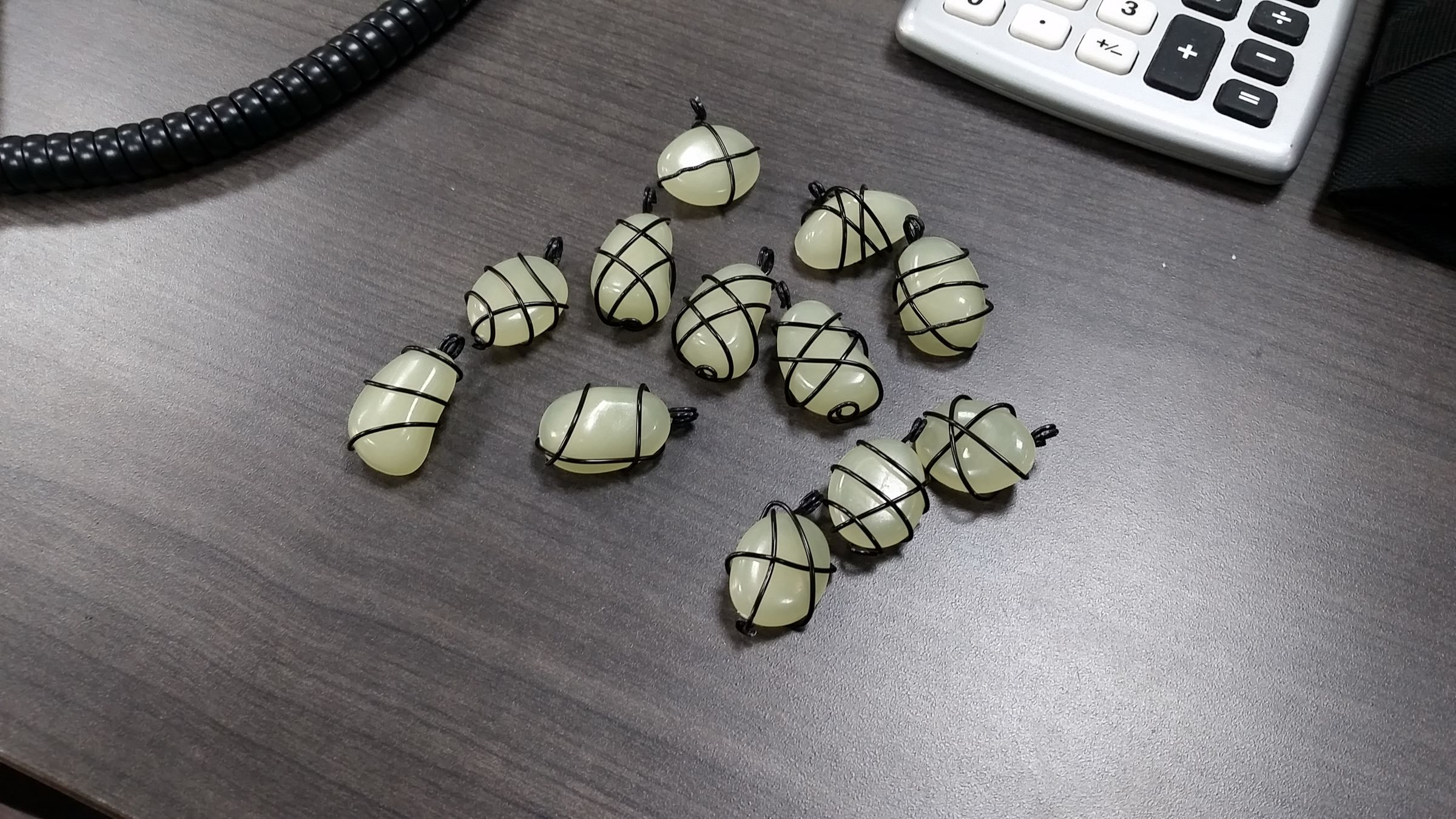 Glow in the Dark Wire Wrapped Pendant : 5 Steps (with Pictures ...